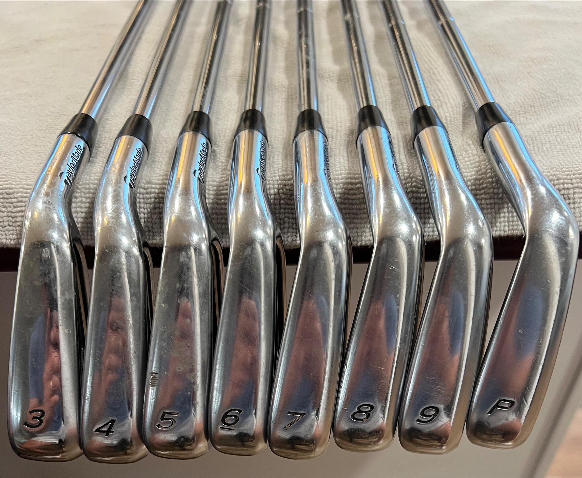 TaylorMade R9 TP iron set 3-PW | SidelineSwap