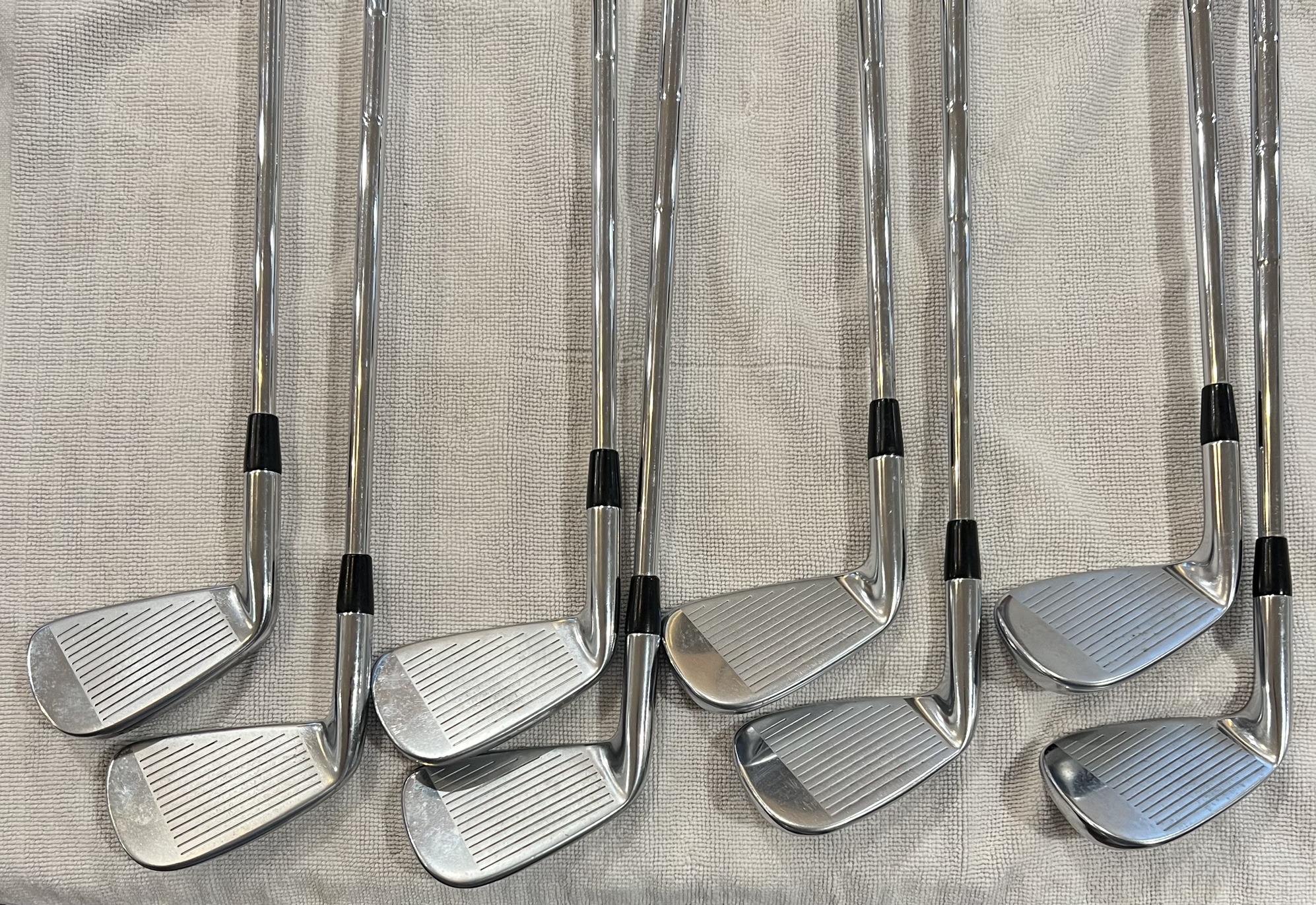 TaylorMade R9 TP iron set 3-PW | SidelineSwap