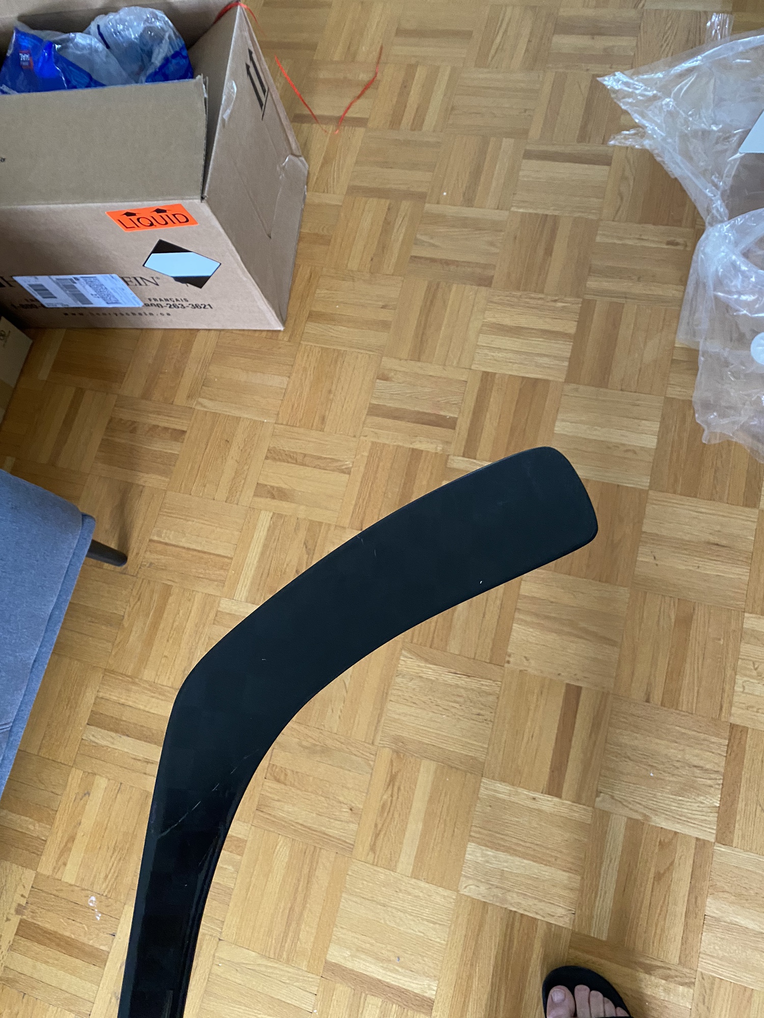 Pro Stock Bauer Black Hyperlite 2Patrick Kane Sticks | SidelineSwap