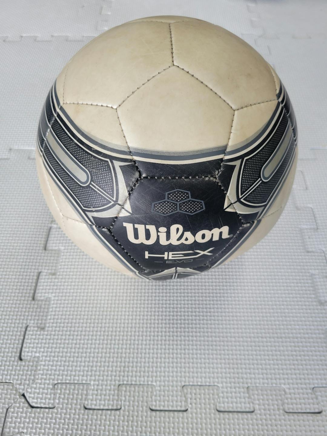 Used Wilson Ball 5 Soccer Balls | SidelineSwap