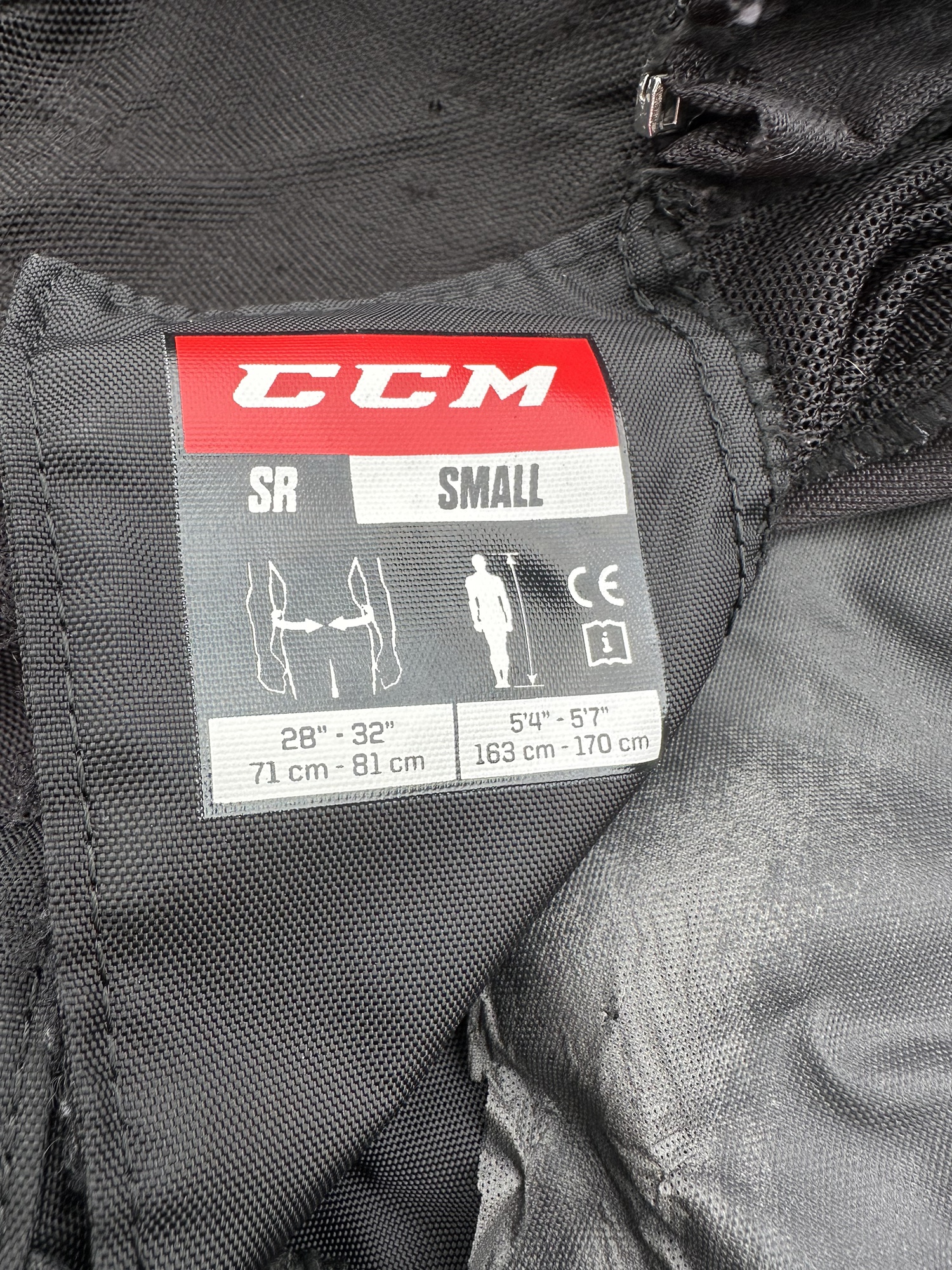 CCM JetSpeed Hockey Girdle & Shell Senior Small Black | SidelineSwap