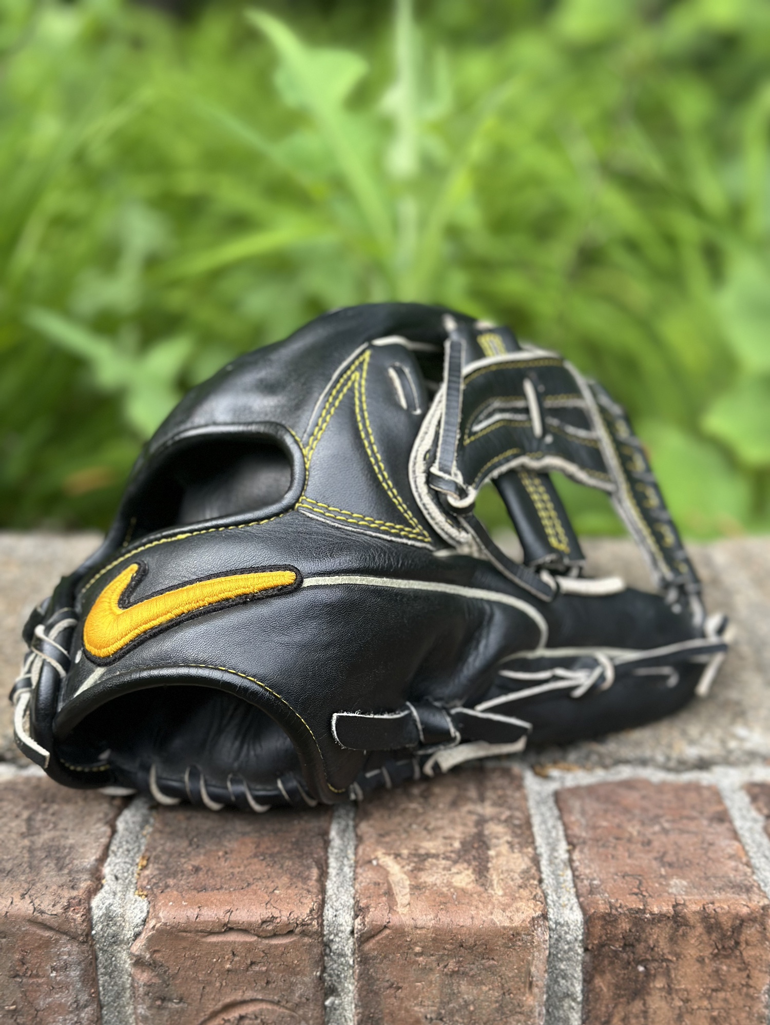 Rare Japanese Nike Baseball glove 11.5 infield | SidelineSwap