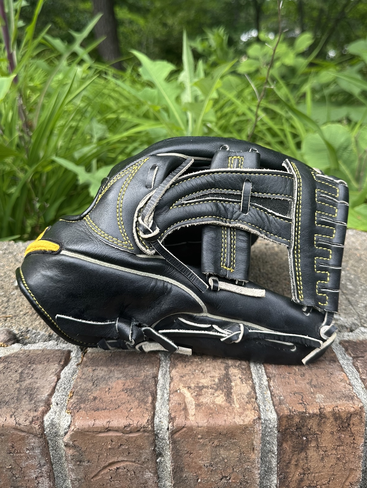 Rare Japanese Nike Baseball glove 11.5 infield | SidelineSwap