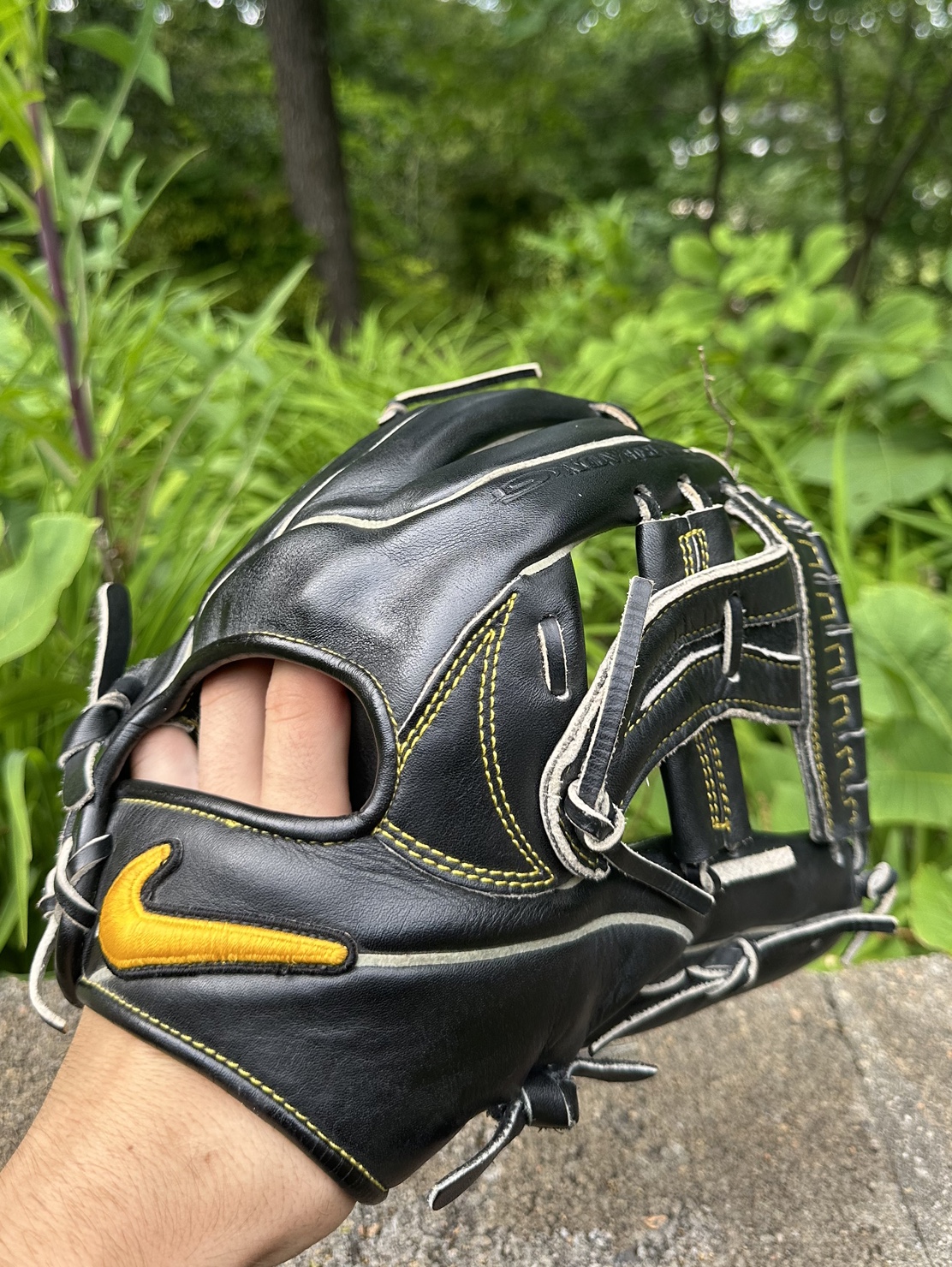Rare Japanese Nike Baseball glove 11.5 infield | SidelineSwap