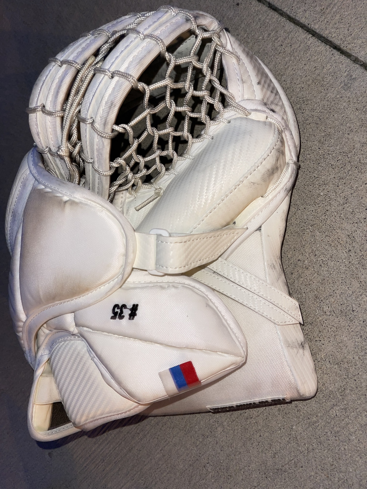Hockey goalie Gloves Miklin | SidelineSwap