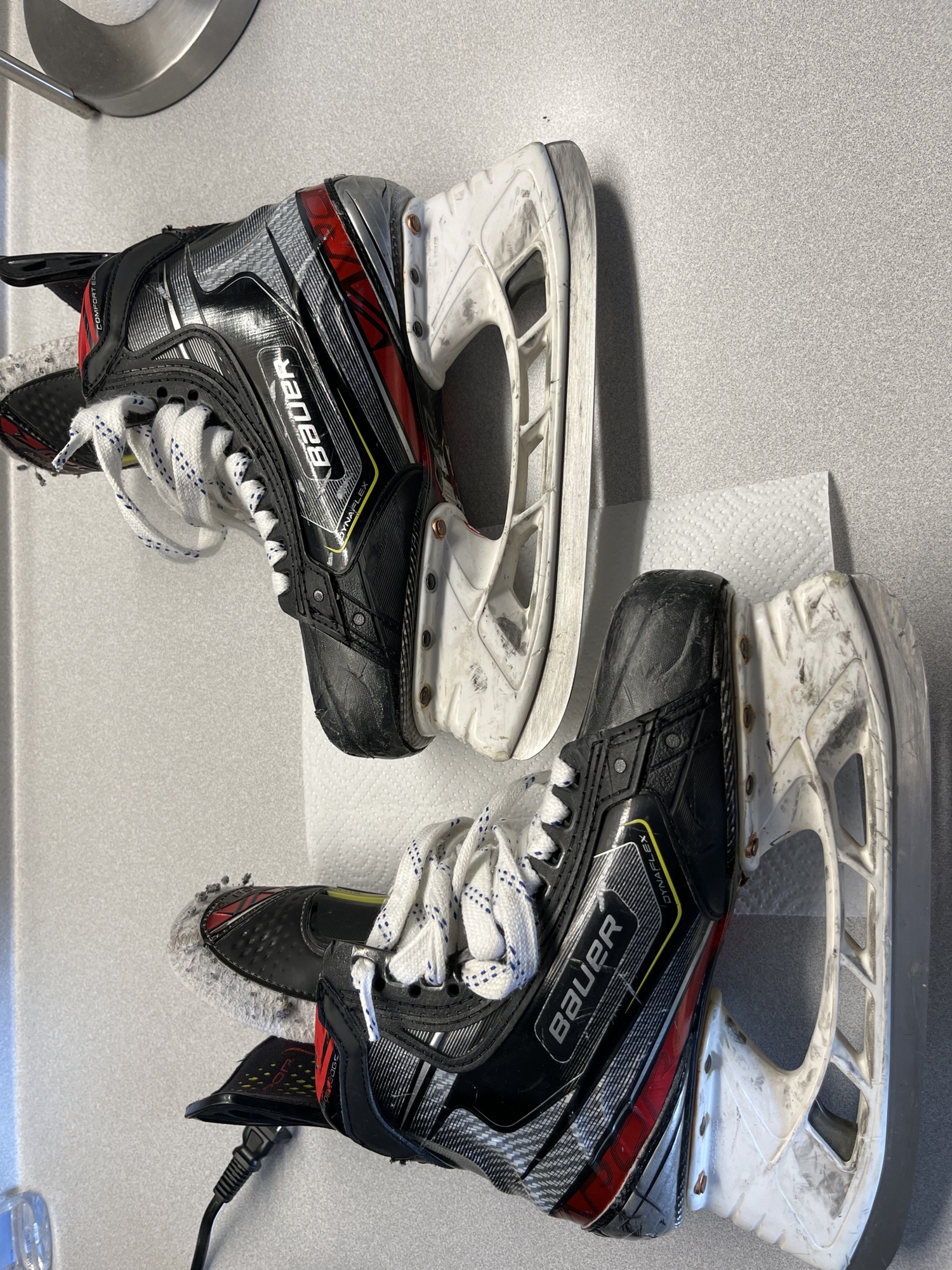 Bauer Vapor 2X Pro skates | SidelineSwap