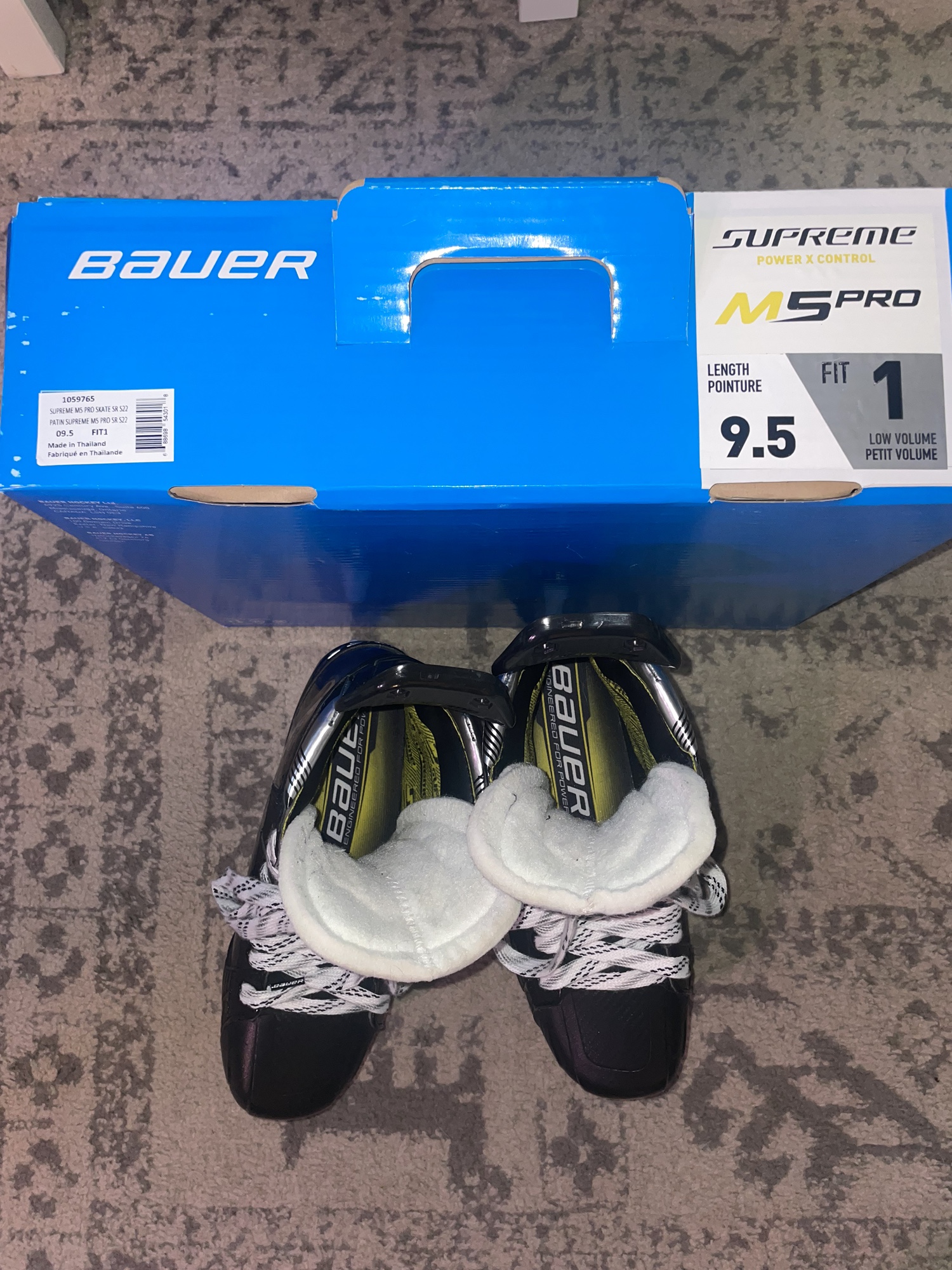 Bauer m5 pro skates Senior 9.5 Fit 1 | SidelineSwap