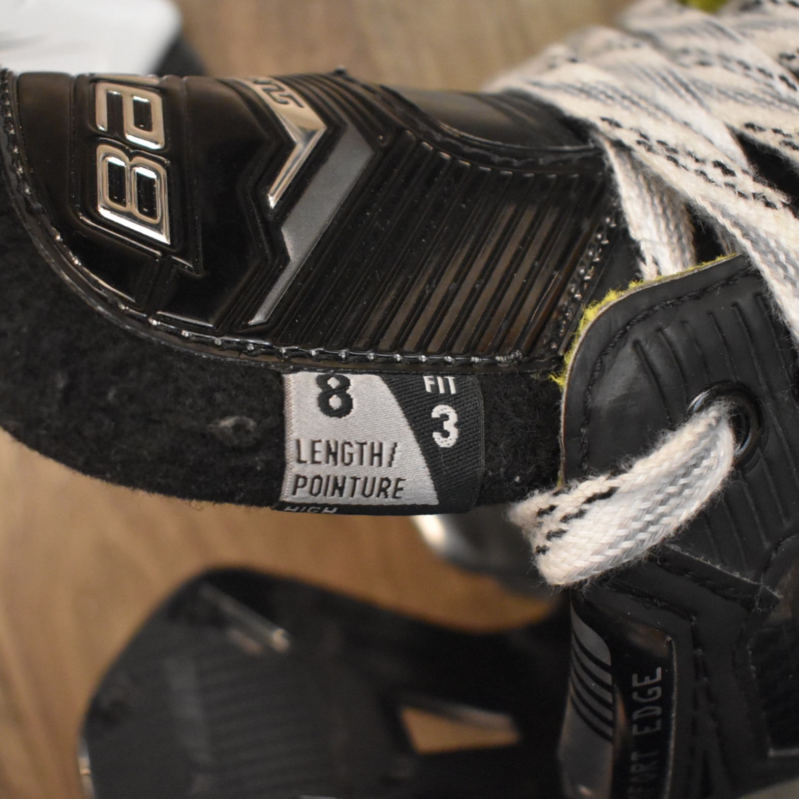 Bauer Supreme Matrix hockey skates - Size 8 | SidelineSwap