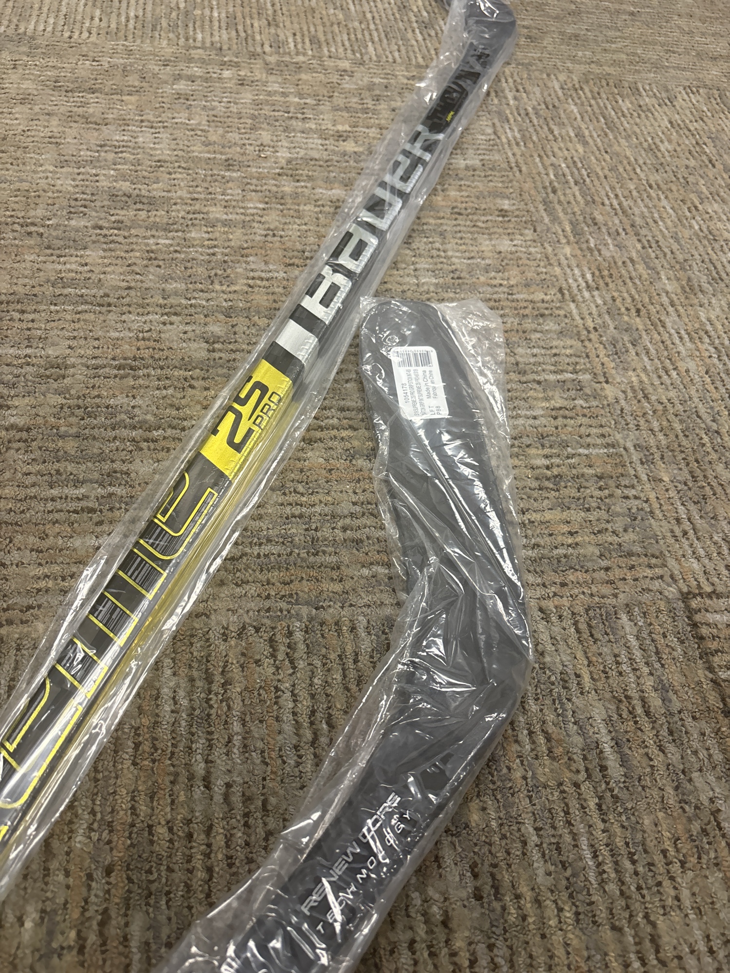 New Bauer supreme 2s Pro 65 Flex P88 | SidelineSwap