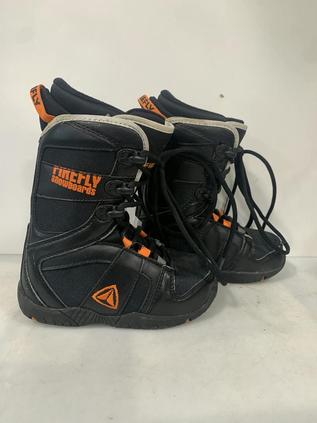 Used Firefly Firefly Junior 02 Boys' Snowboard Boots | SidelineSwap
