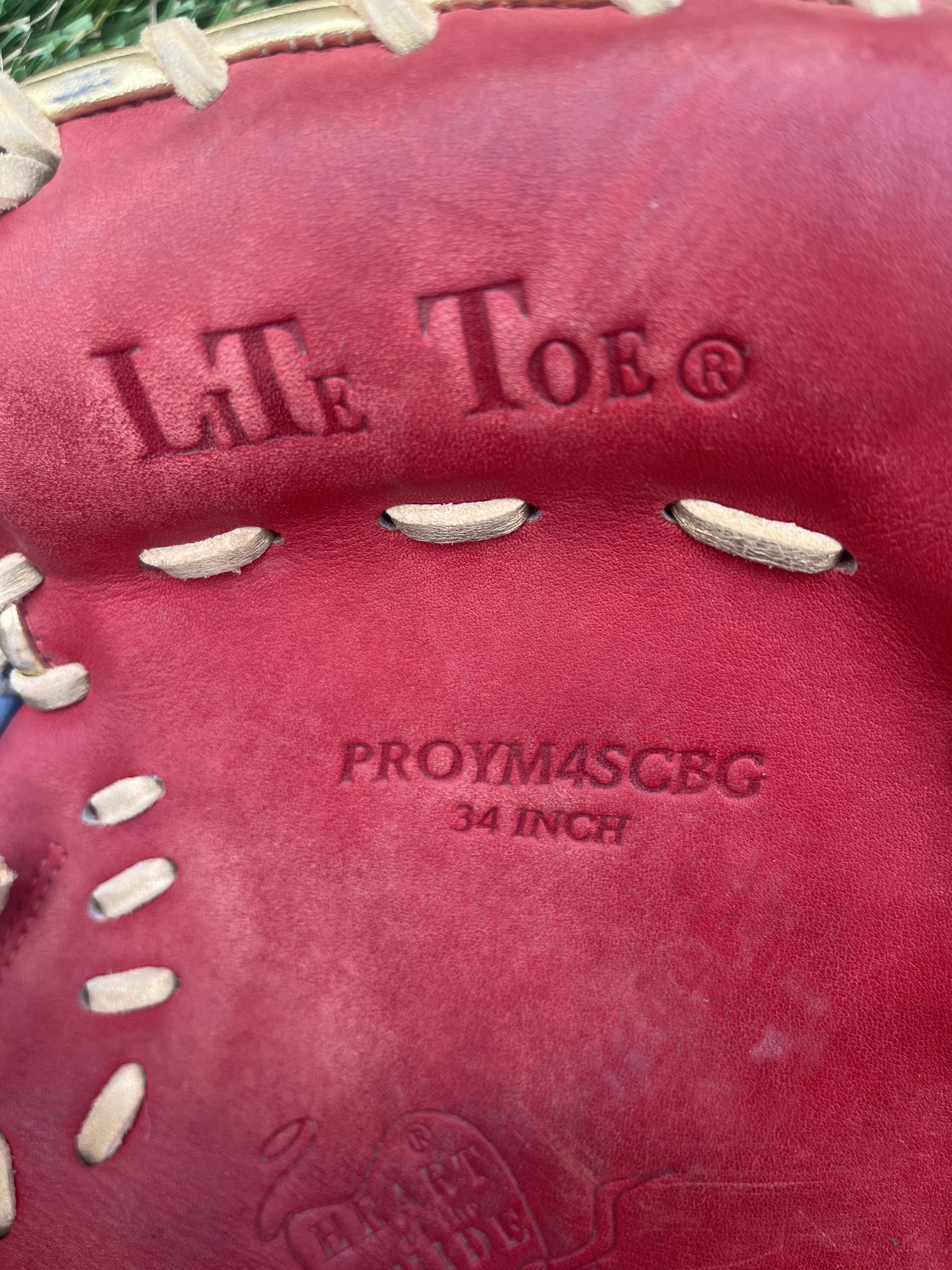 Exclusive Heart of the Hide 34 Inch Catchers Mitt | SidelineSwap