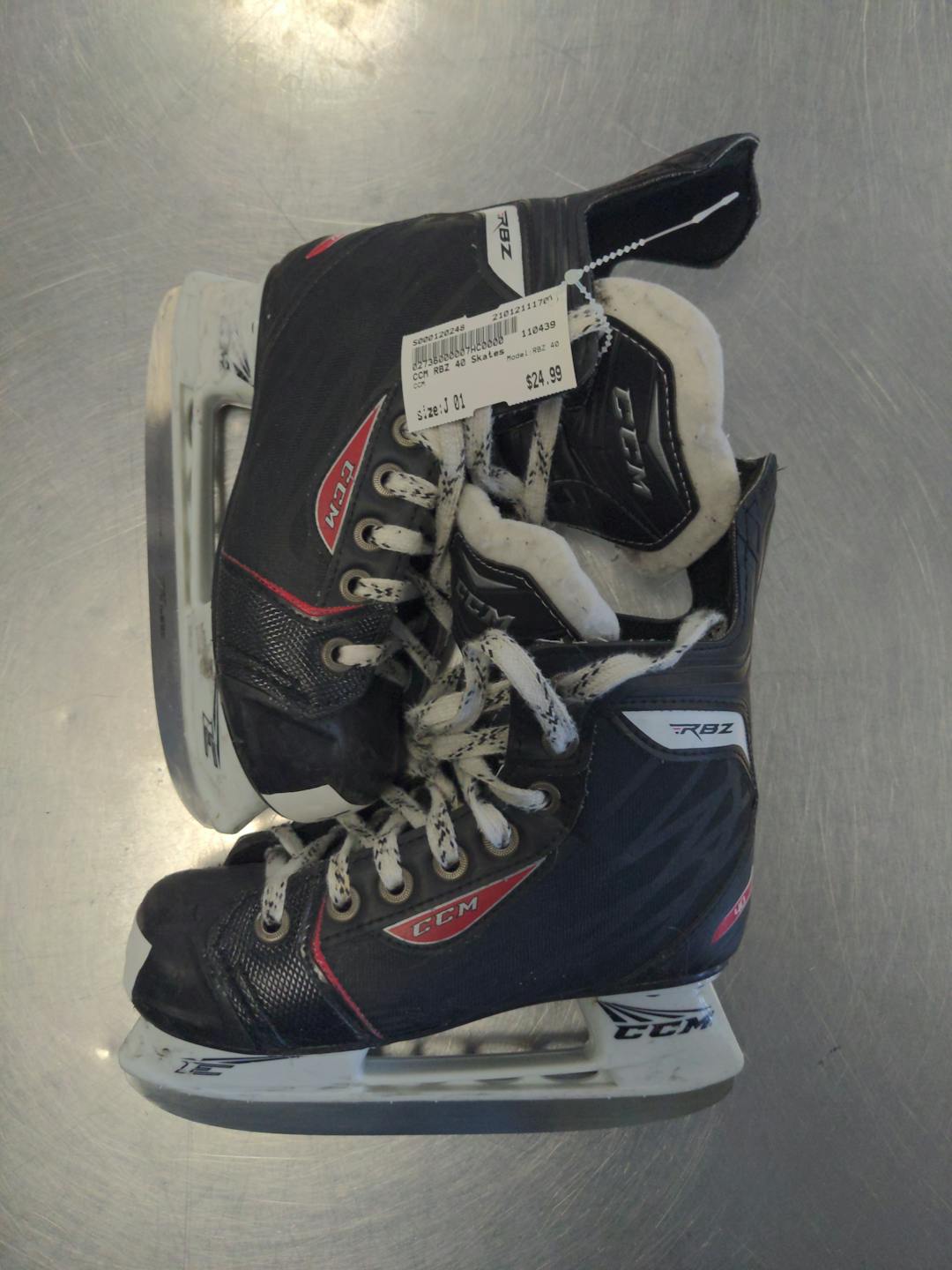 Used Ccm Rbz 40 Junior 01 Ice Skates Ice Hockey Skates | SidelineSwap