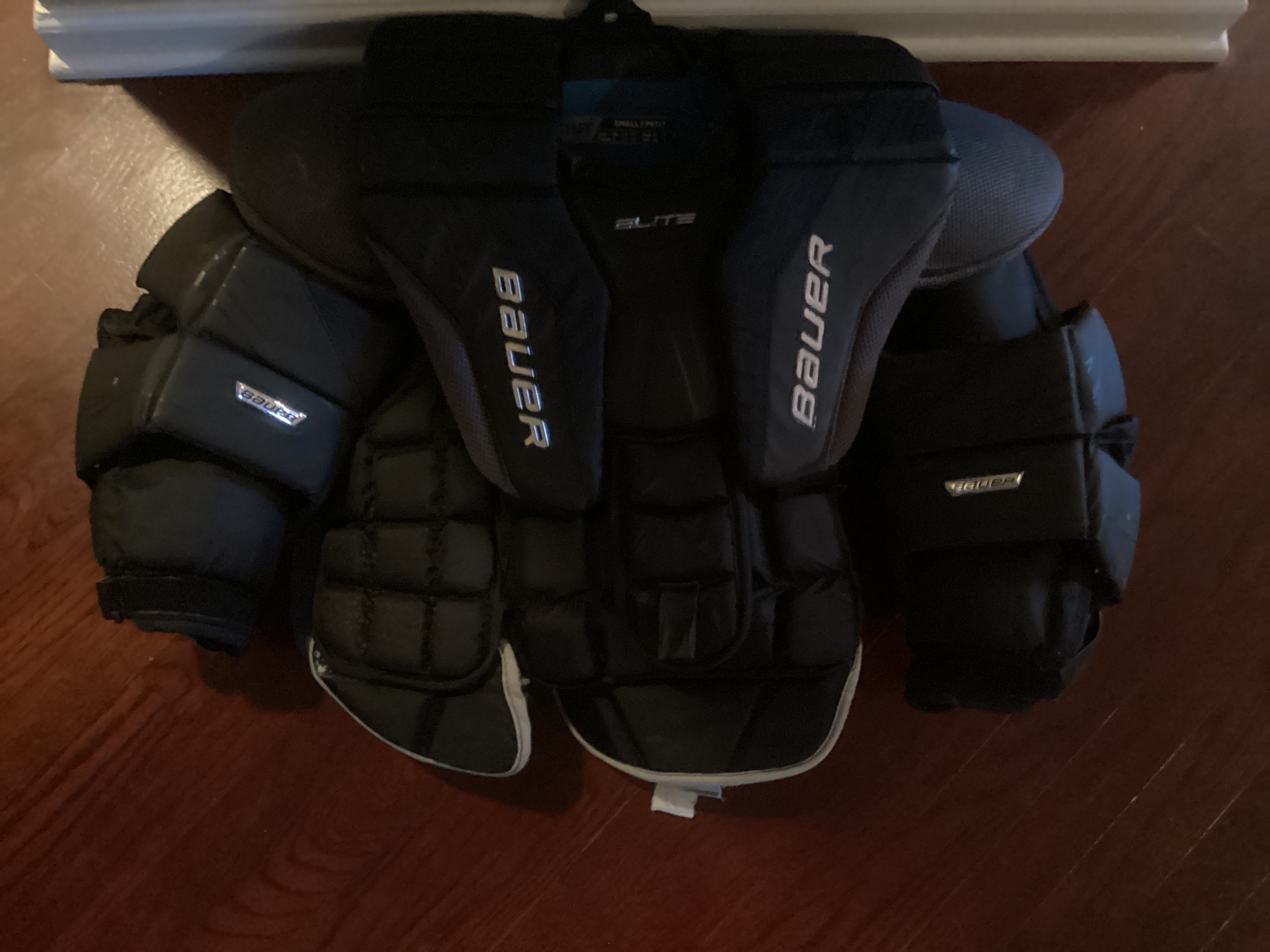 Small Bauer Elite Goalie Chest Protector | SidelineSwap