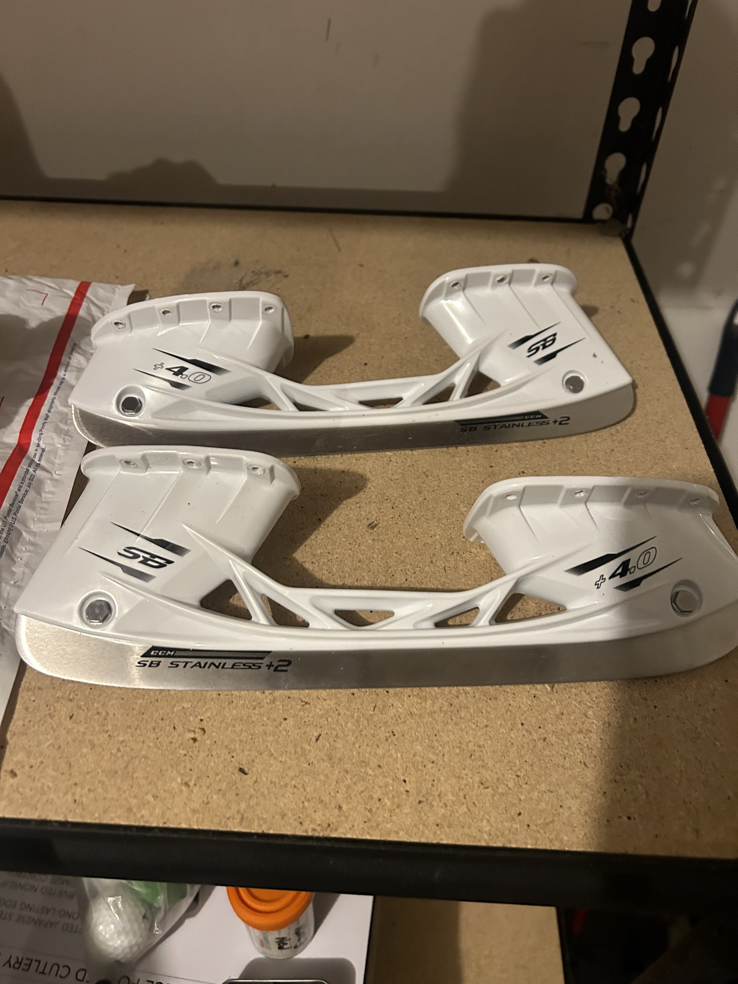 CCM SPEEDBLADE HOLDER SB STAINLESS +2 | SidelineSwap