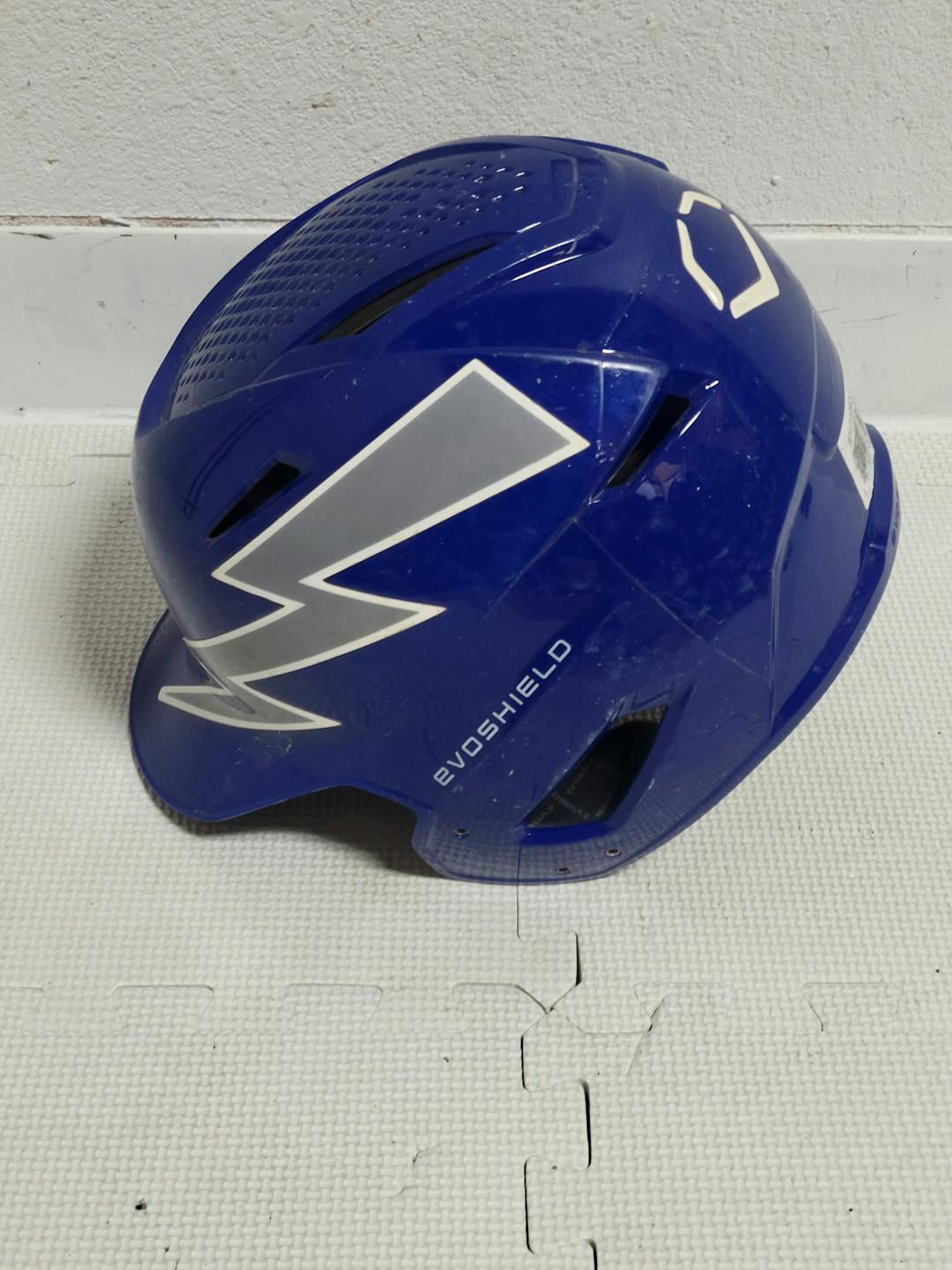 Used Evoshield Bb Helmet One Size Baseball And Softball Helmets ...