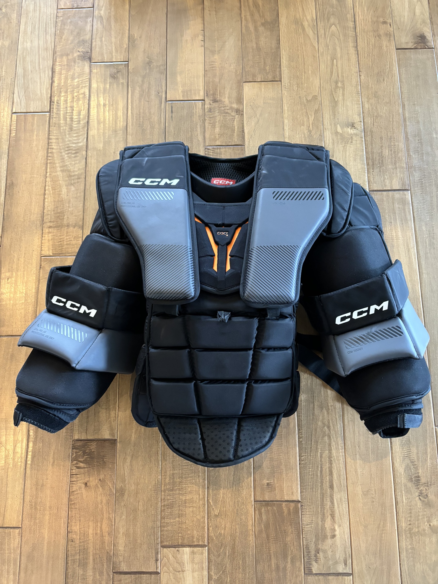 Pro Stock CCM NHL Pro Chest Protector Fit 2 | SidelineSwap