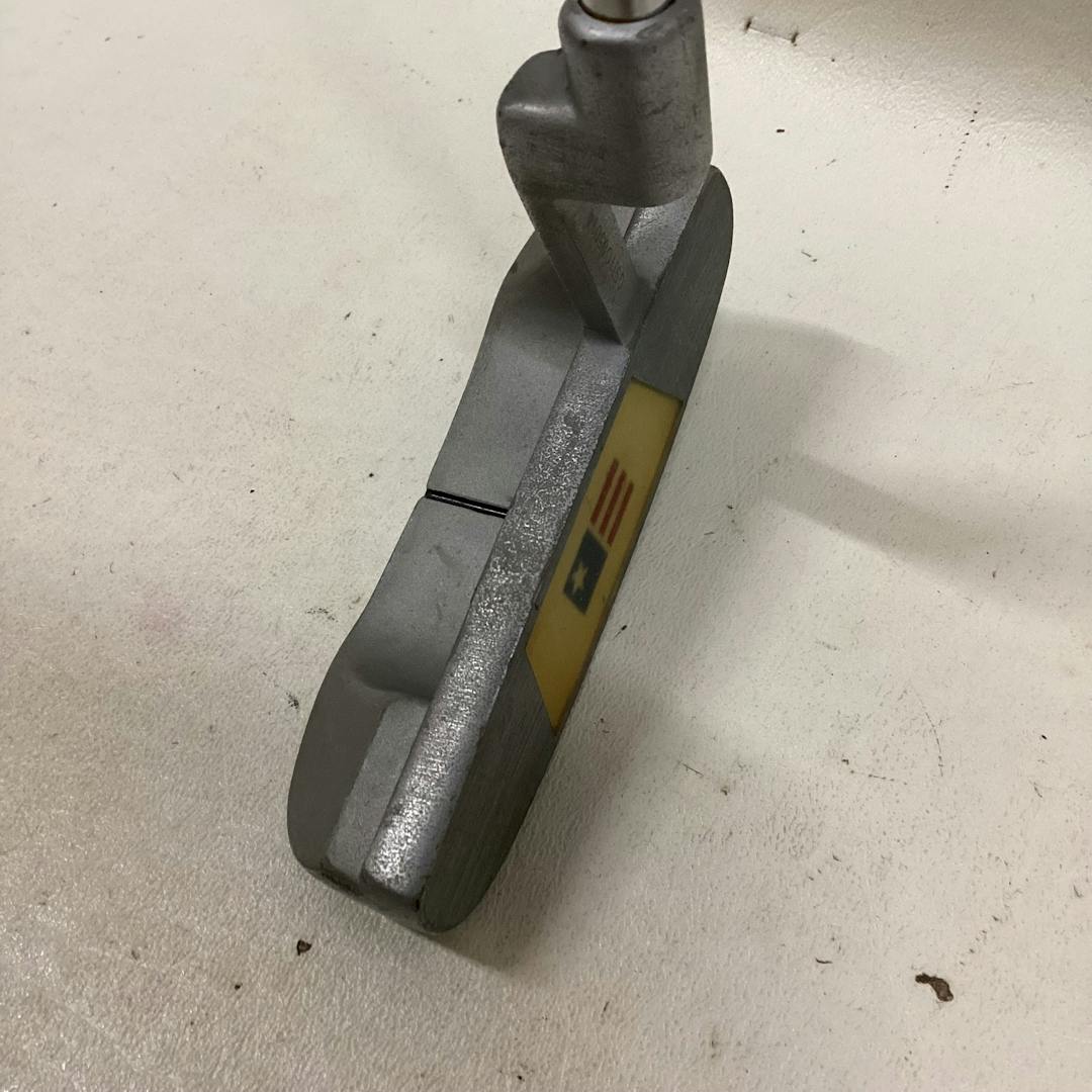 Used Us Kids Blade Putters | SidelineSwap