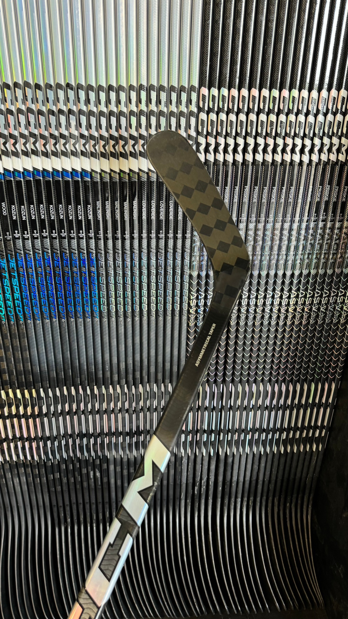 Trigger 8 Pro 80 Flex P90 Left Hand CCM Ribcor (DVORAK Montreal ...