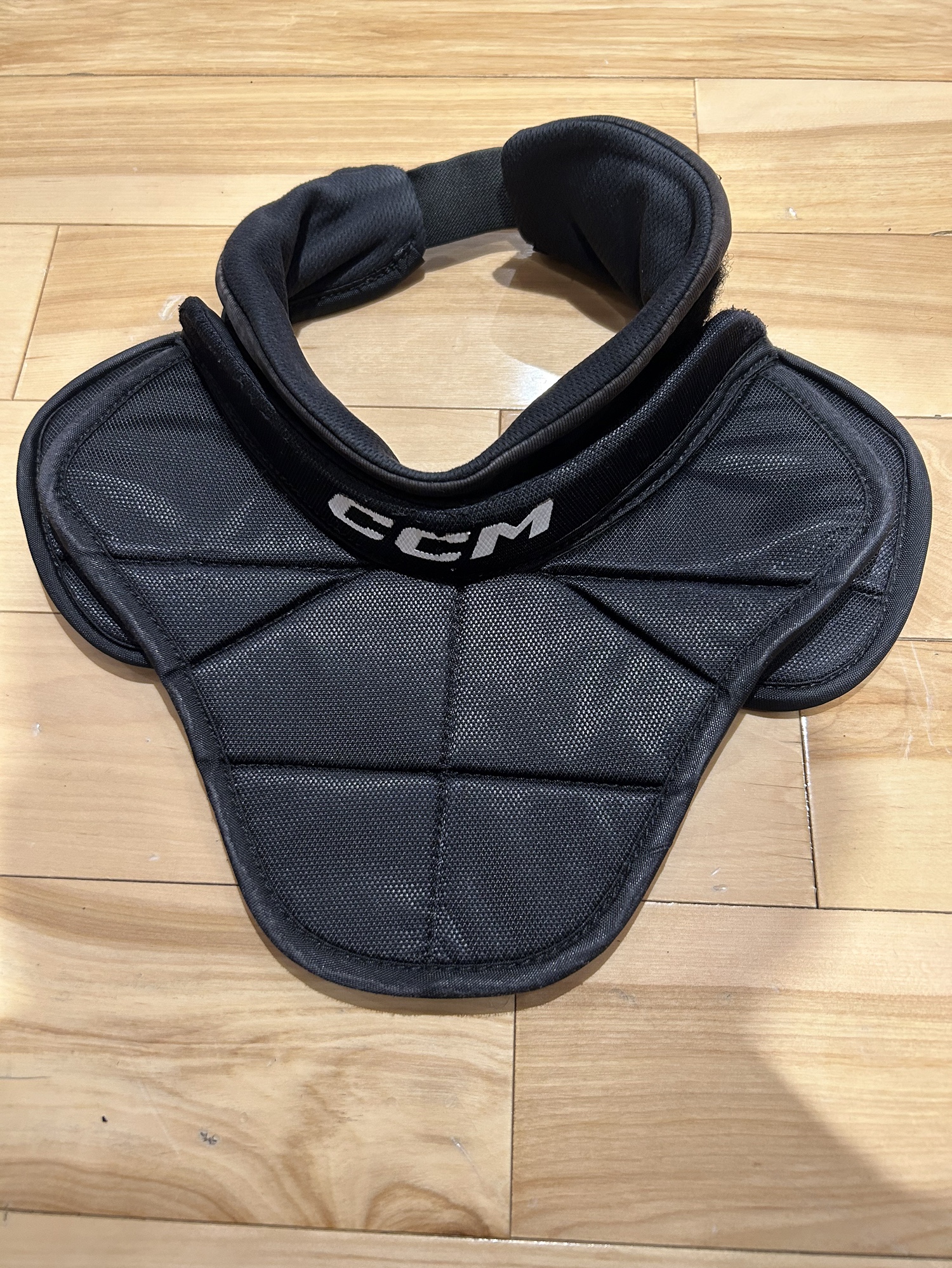 Ccm goalie neck guard | SidelineSwap