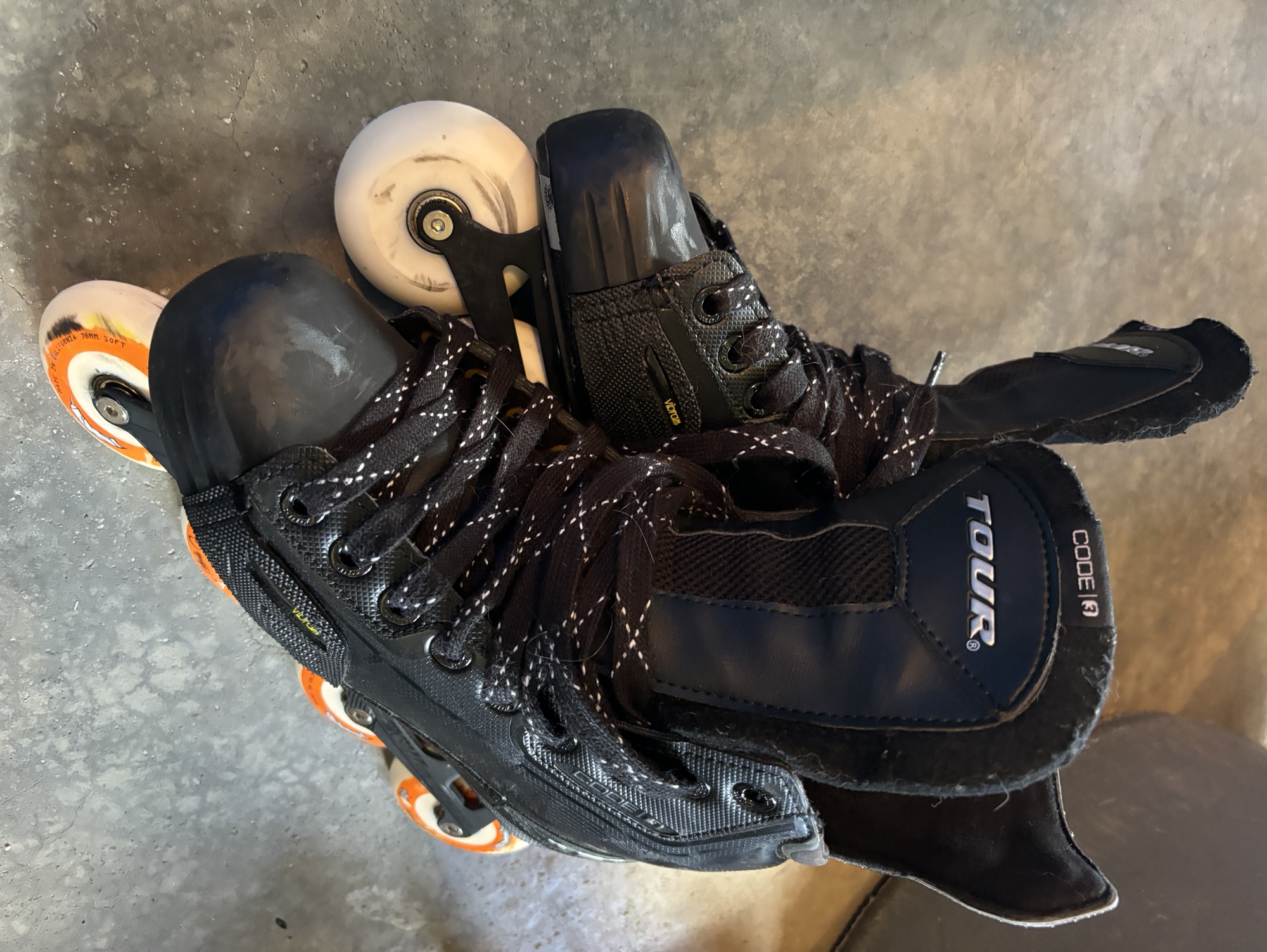 Used Tour Regular Width Size 6 Inline Skates | SidelineSwap