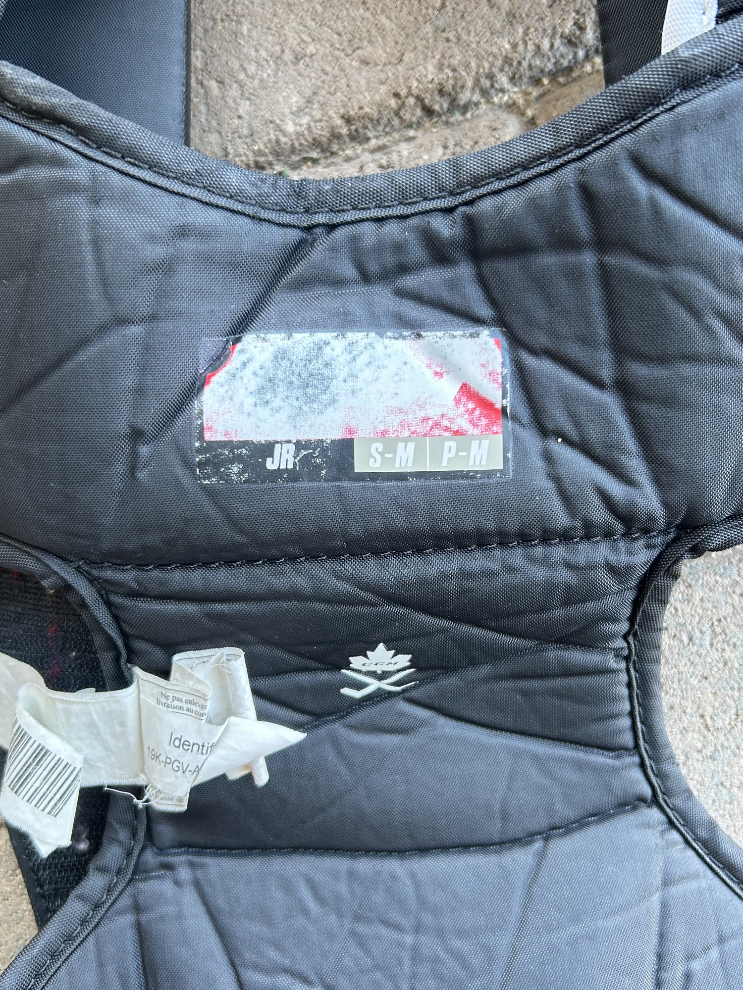 CCM Axis 1.5 Junior goalie chest protector size S/M | SidelineSwap