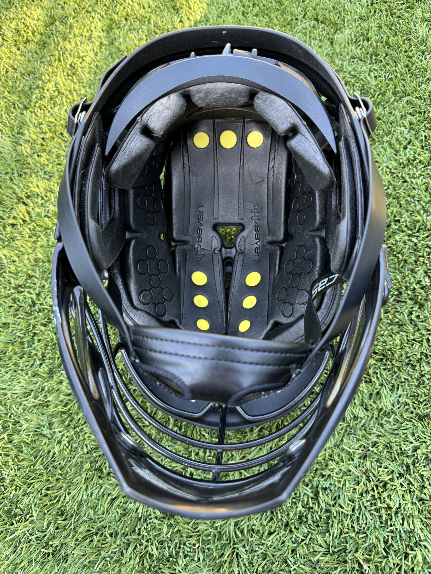 Used Cascade R Helmet | SidelineSwap