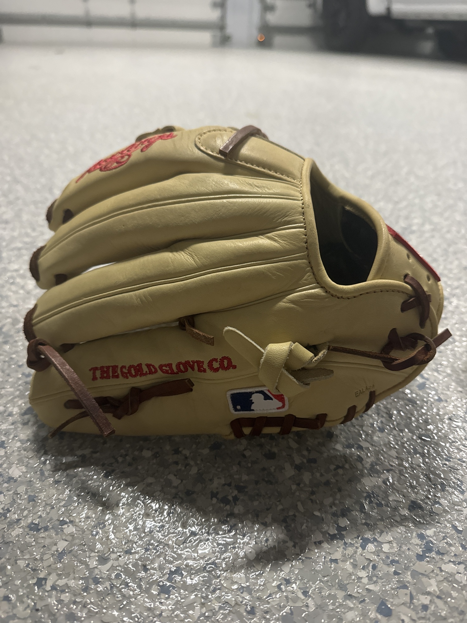 New 2023 Infield Trea Turner 11.5" Heart of the Hide Baseball Glove ...
