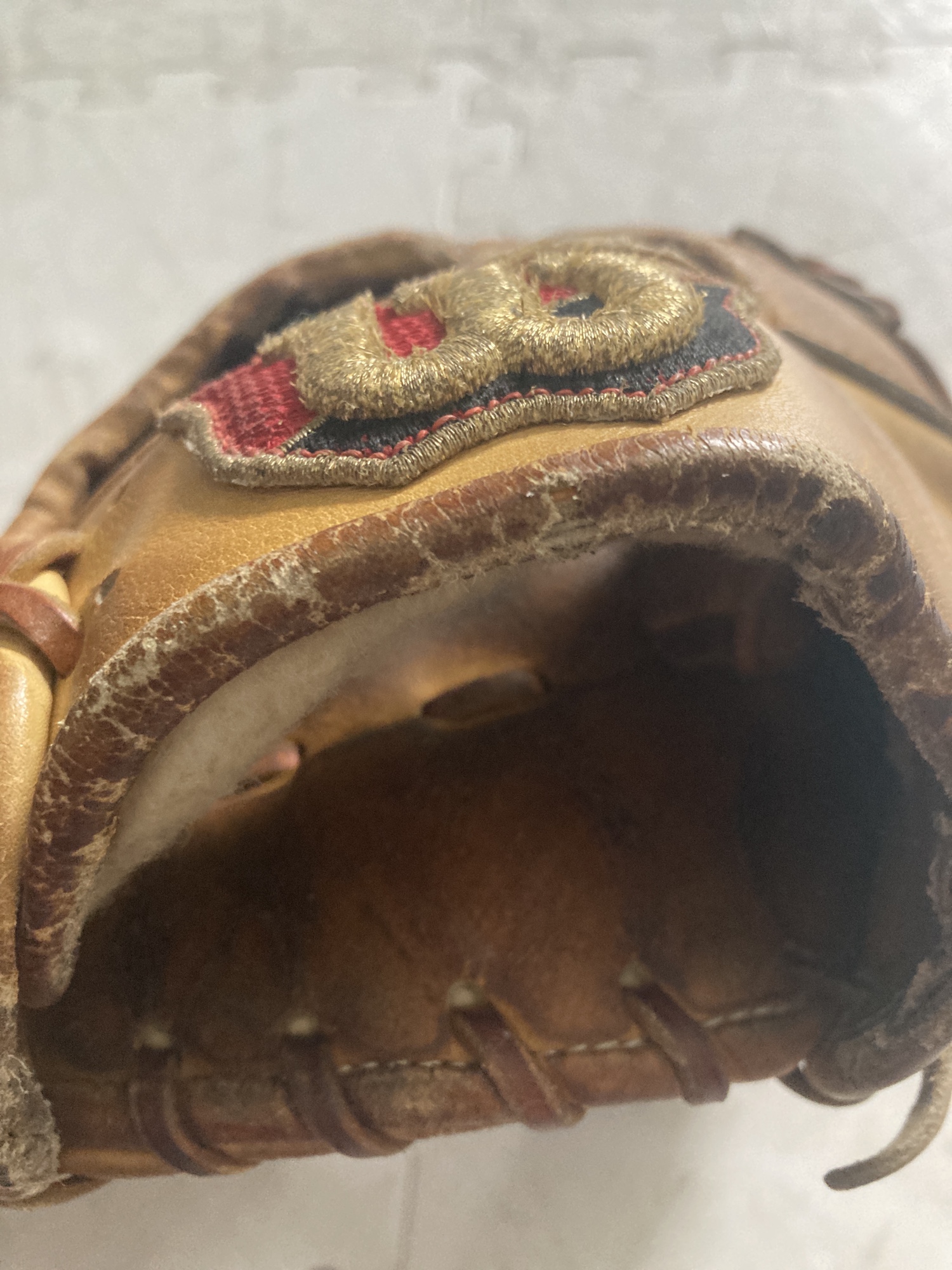 11.5" Pro Staff Japan Made Hardball Baseball Glove | SidelineSwap