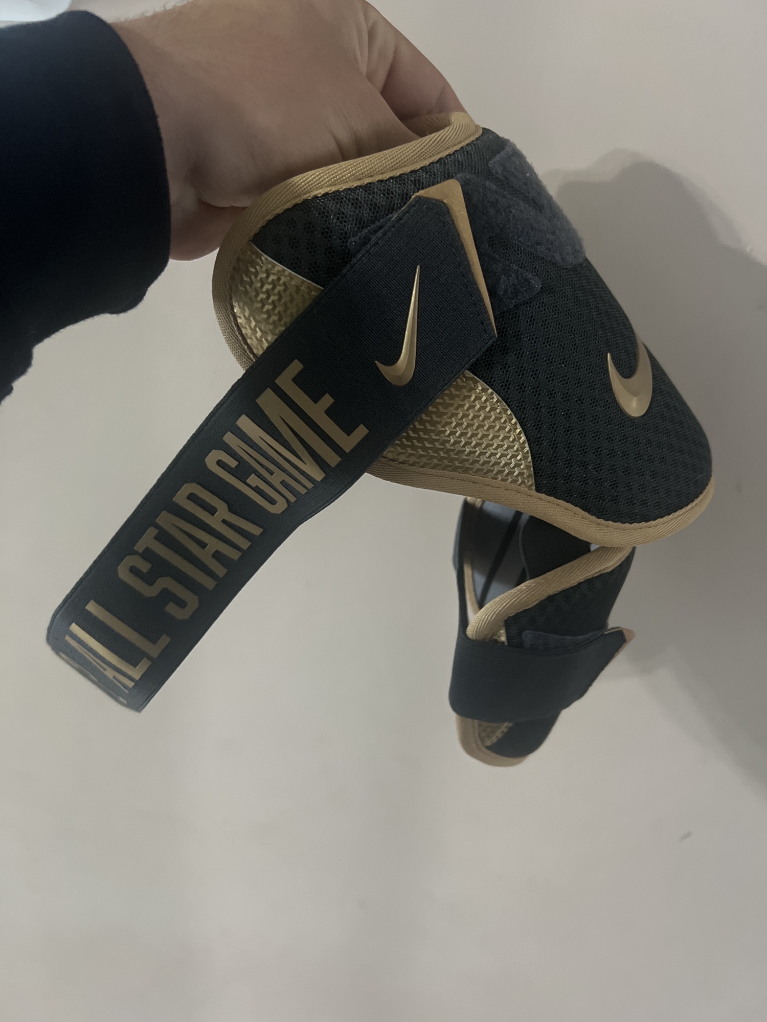 Nike All Star Game Player Exclusive Elbow Guard | SidelineSwap