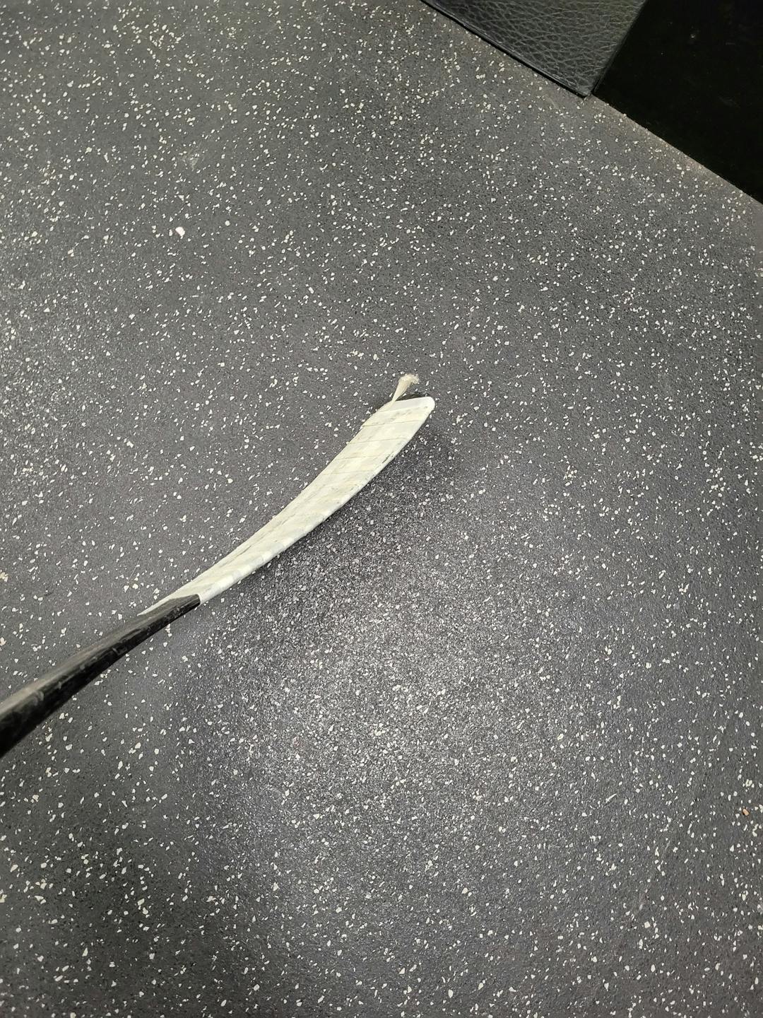 Used Bauer Nexus 85 Flex Pattern P92 Intermediate One Piece Sticks ...