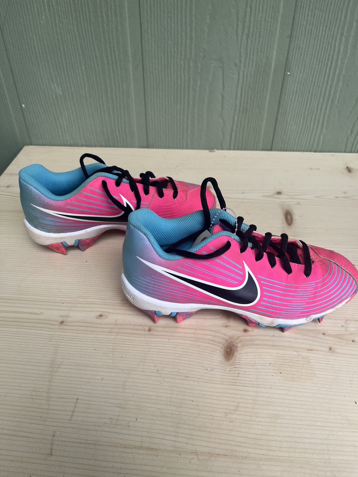 Used Pink Nike Fastflex Youth 1.5Y Softball Cleats | SidelineSwap