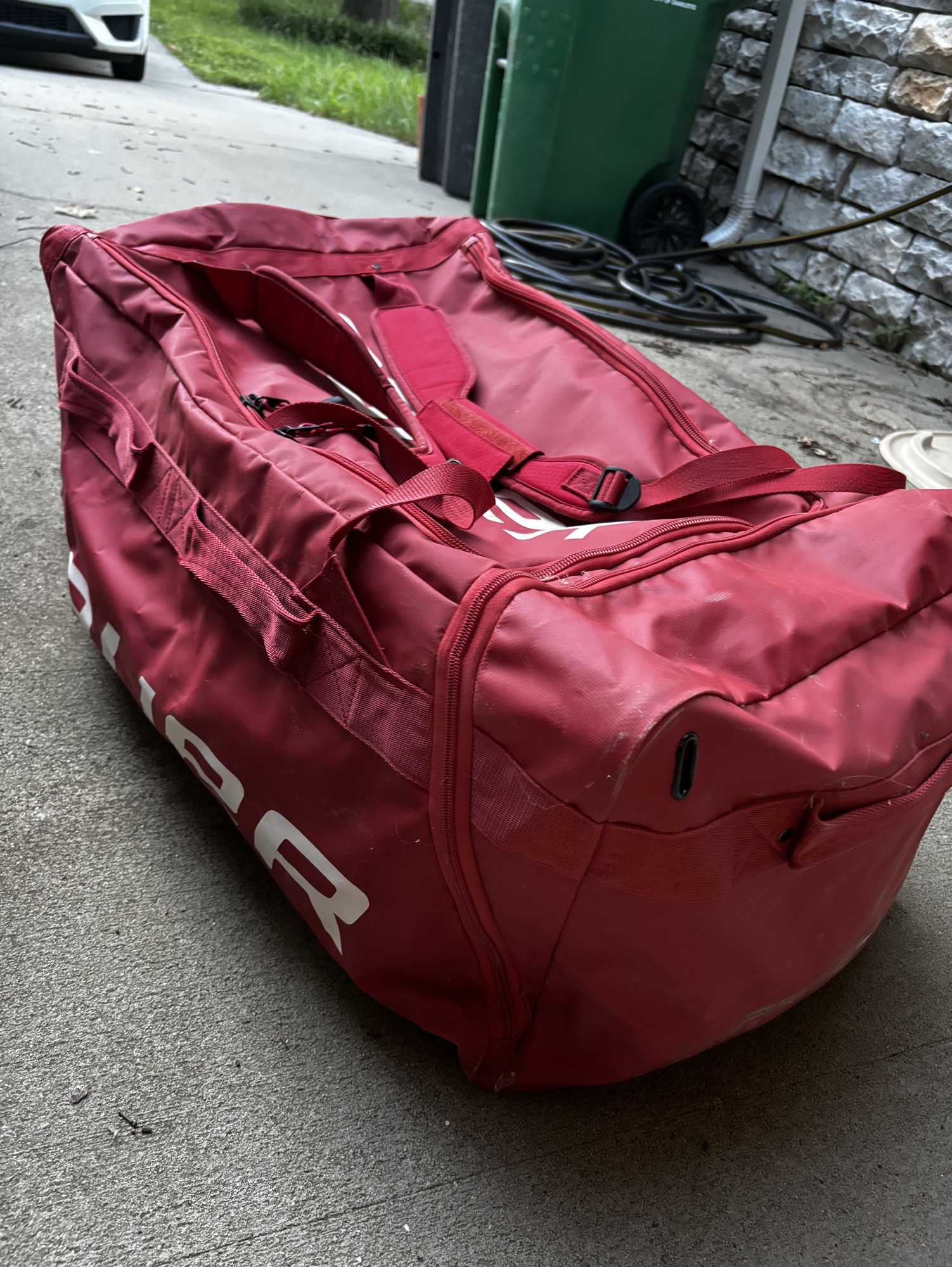 Bauer bag with Full Set Starter Kit | SidelineSwap