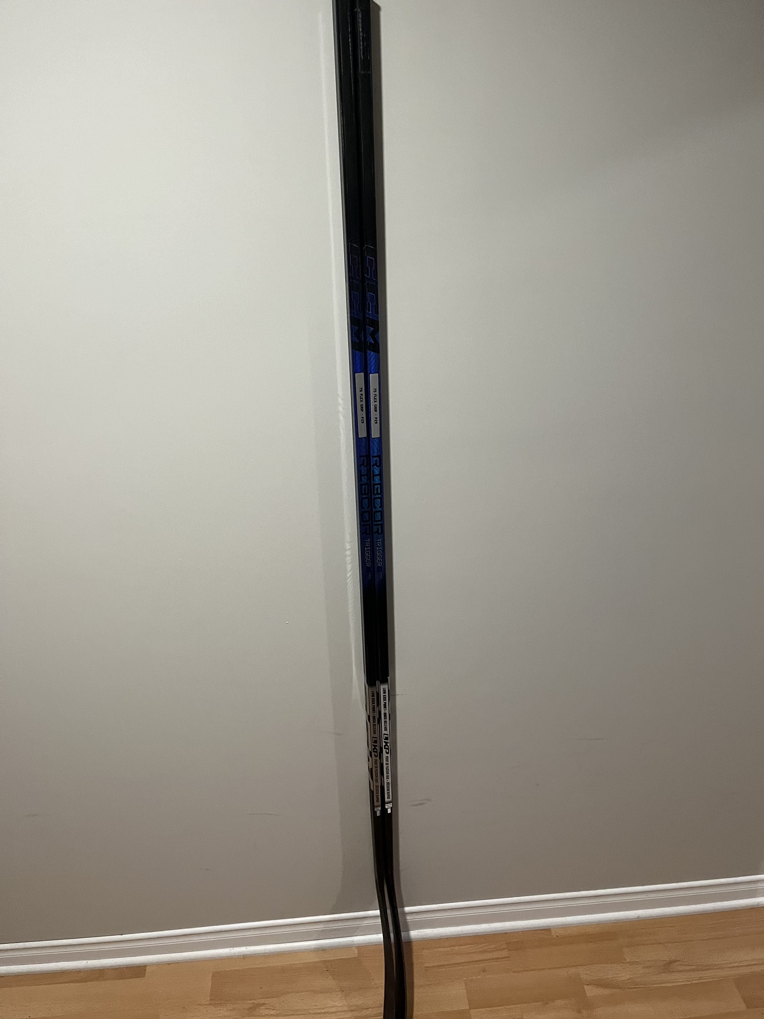 2 PACK NEW CCM TRIGGER 8 PRO P29 LH 75 FLEX | SidelineSwap