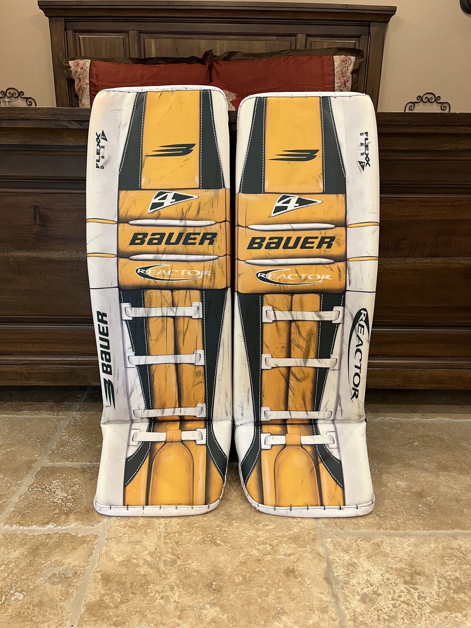 Custom Bauer Digiprint Reactor 4 Goalie Set | SidelineSwap
