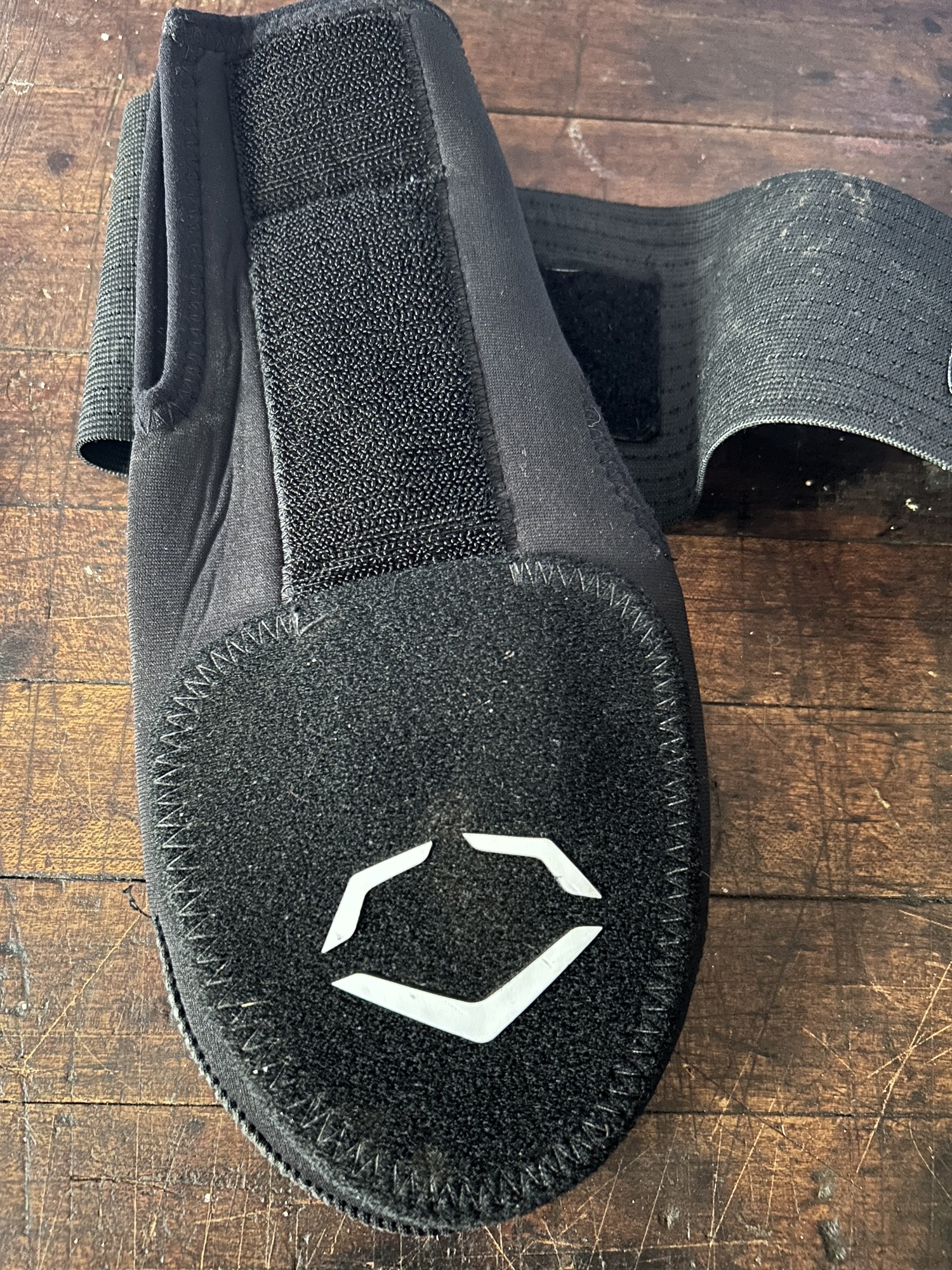 Black Used Senior EvoShield Wrist Guards Sliding mitt | SidelineSwap