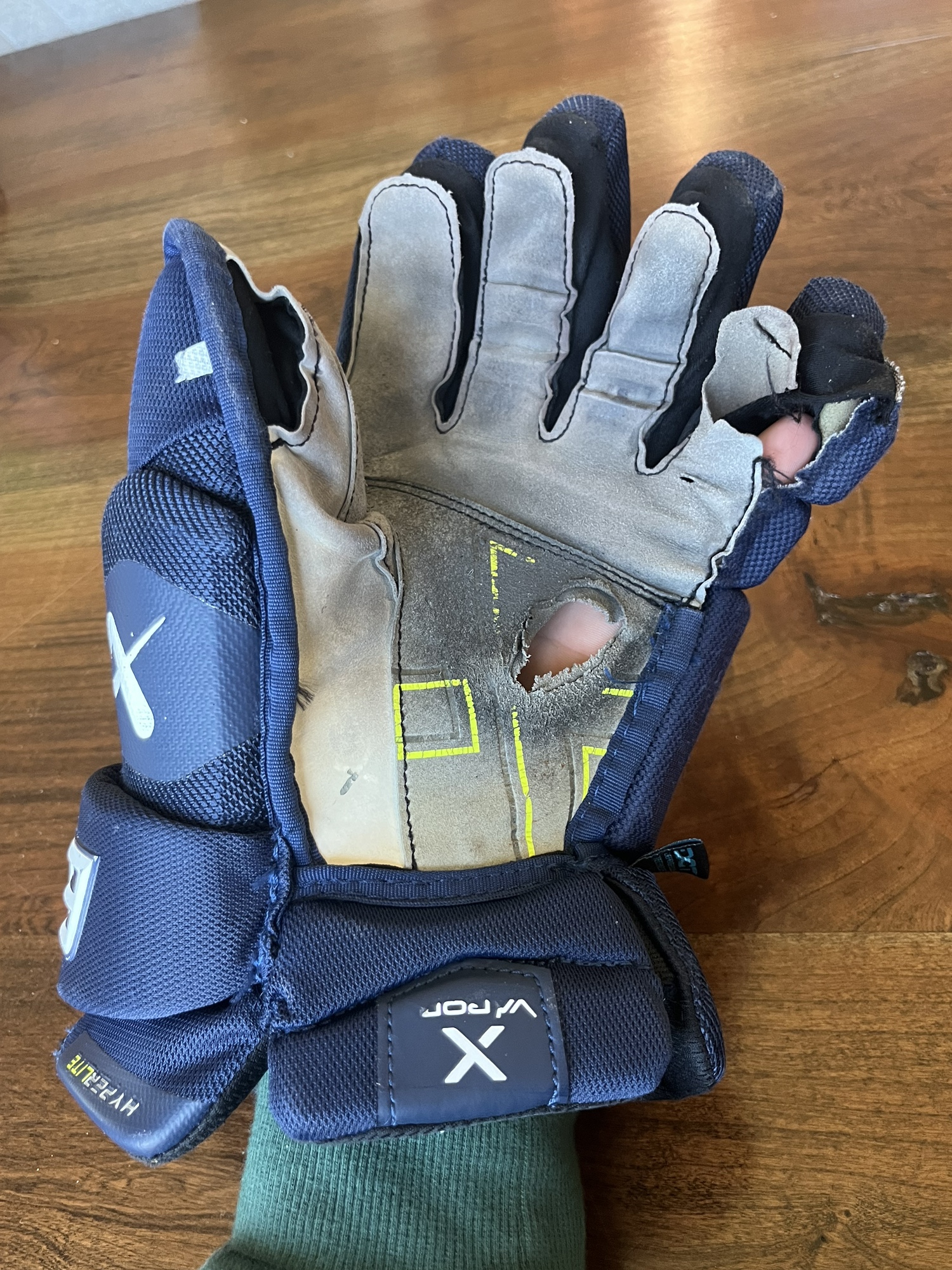 Used Bauer navy blue Hyperlite gloves 14" | SidelineSwap