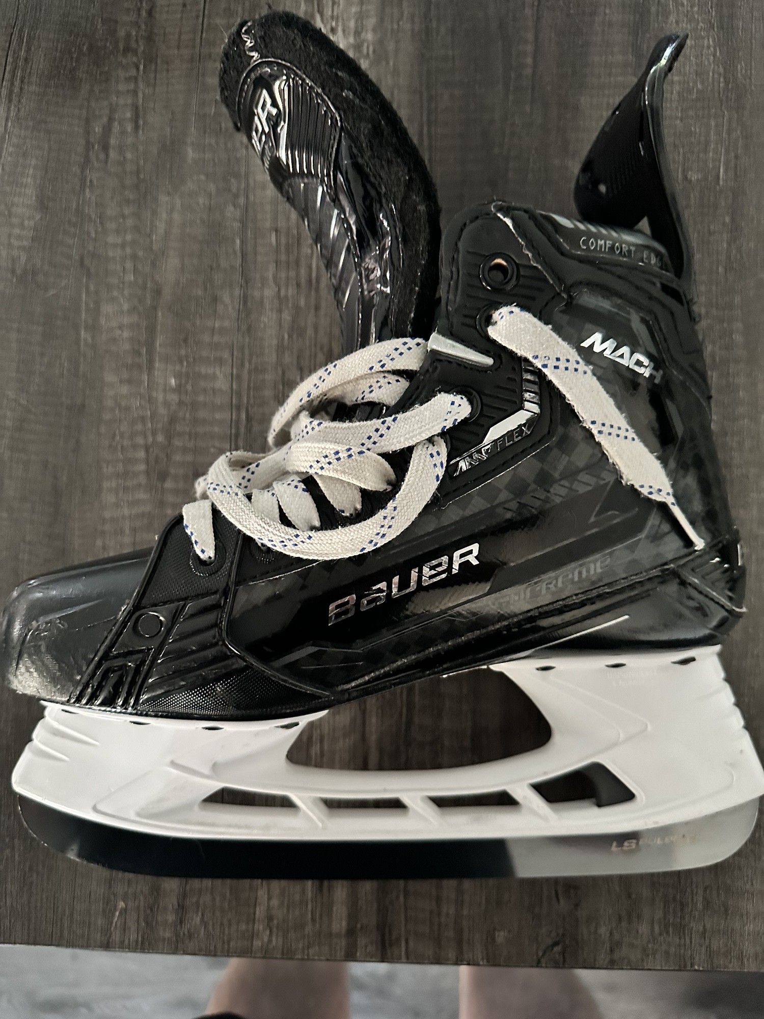 Bauer Supreme Mach skates | SidelineSwap