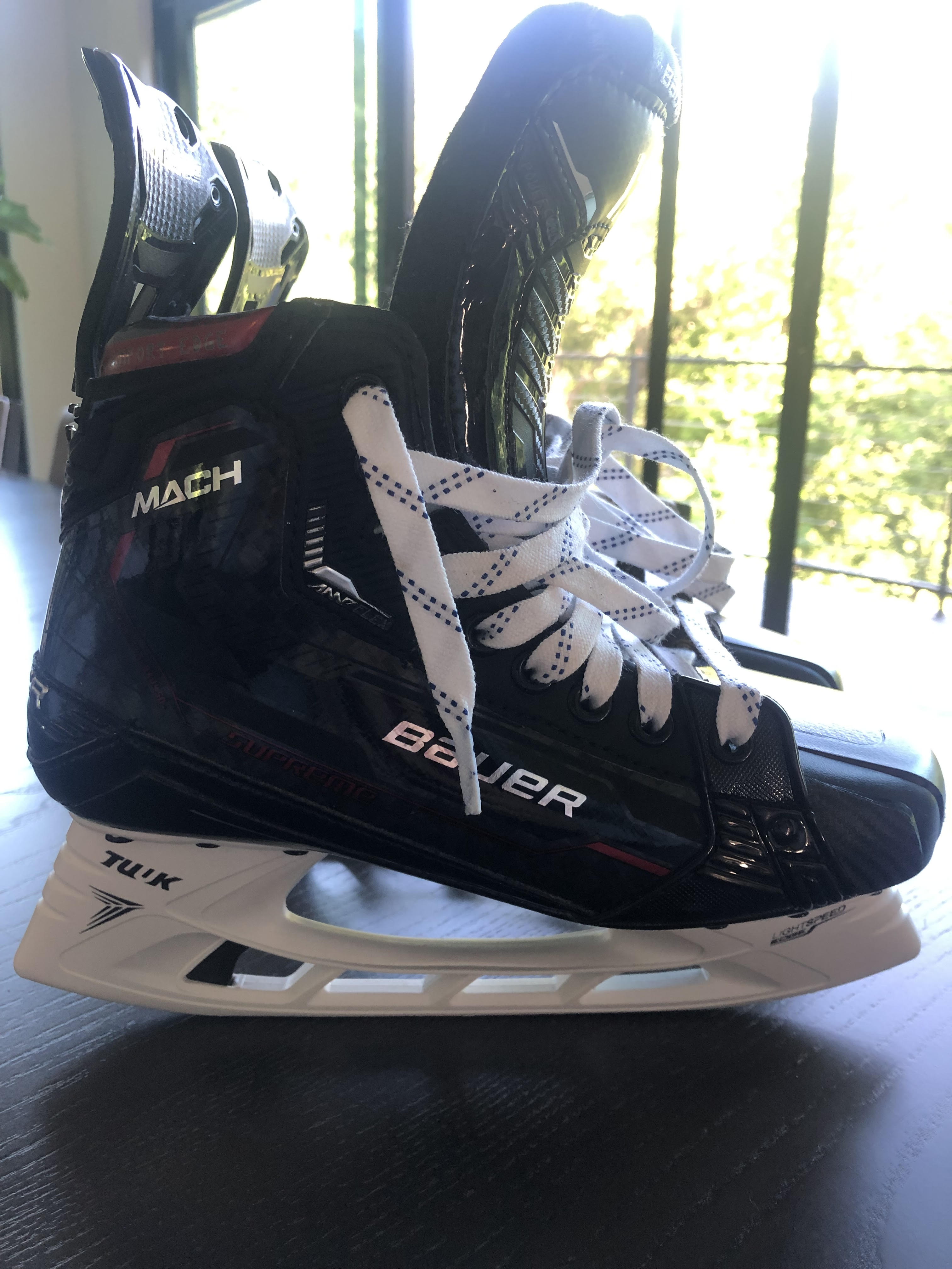 New Intermediate Bauer Supreme Mach Hockey Skates Regular Width Pro ...