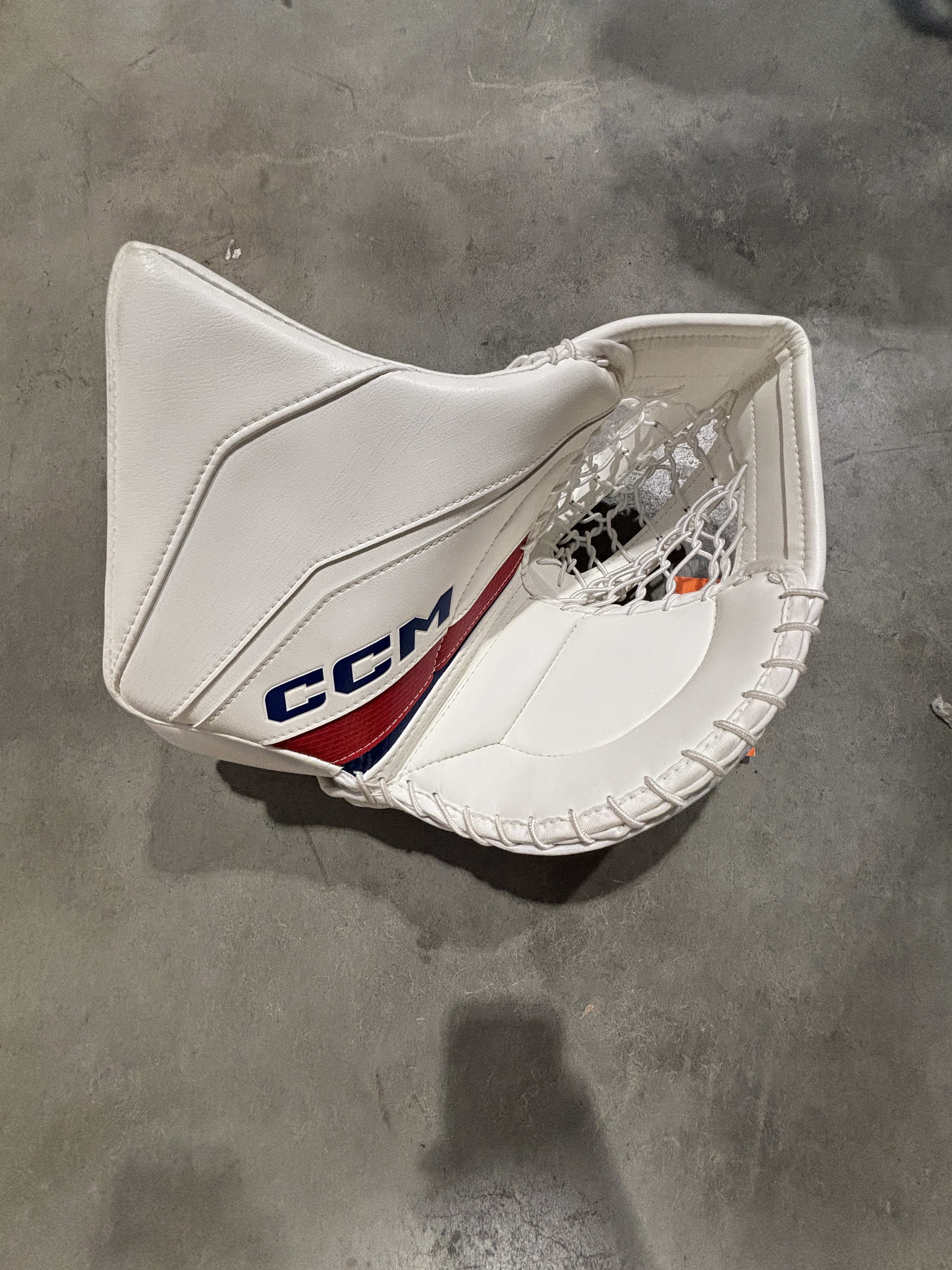 Brand New 35" + 2 CCM Regular EFLEX 6 Pro Goalie Full Set Total Custom ...