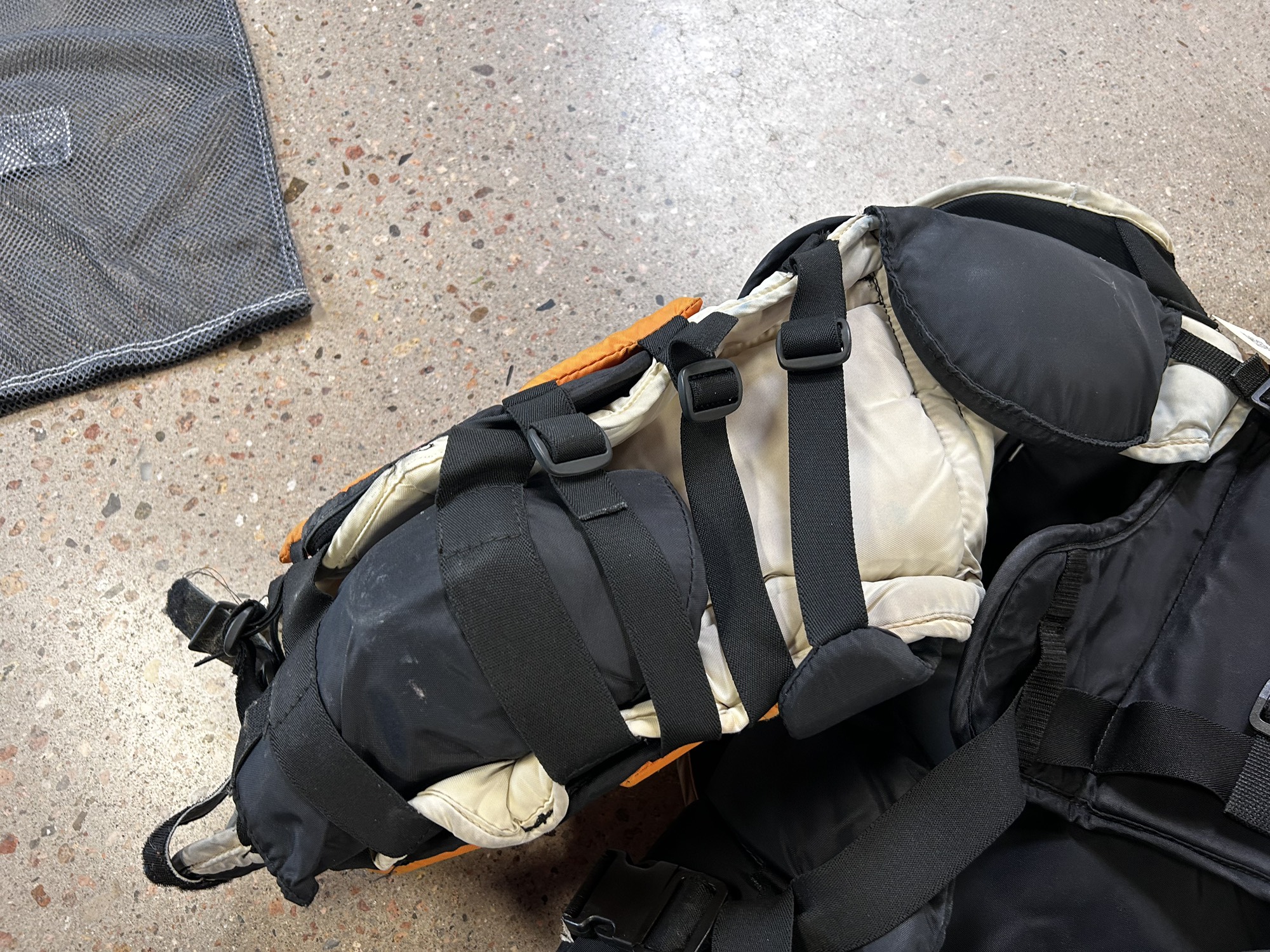 Used Senior Large/Extra Large Eagle Monster Goalie Chest Protector ...