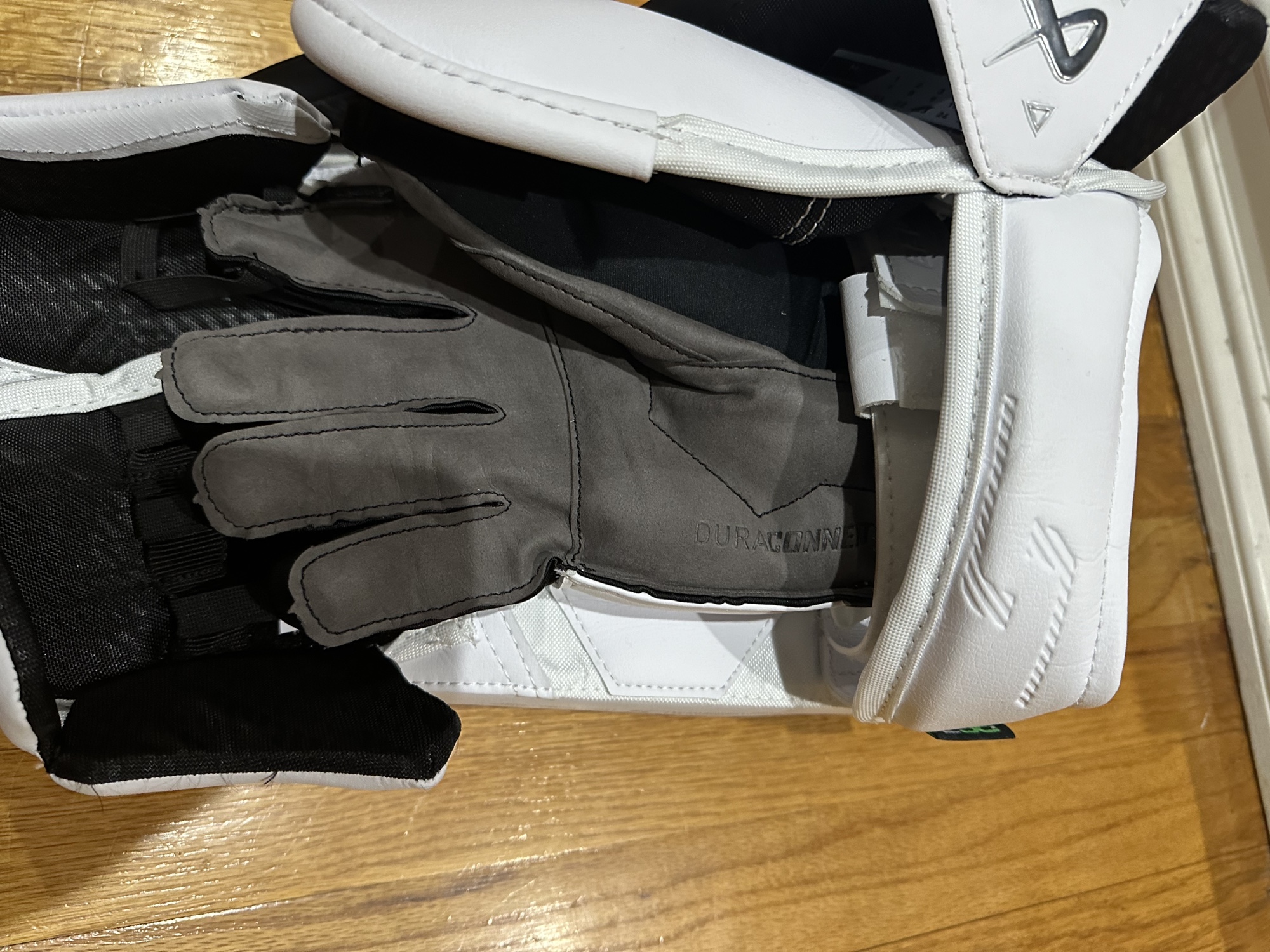 NEW S24 Supreme Shadow Blocker | SidelineSwap