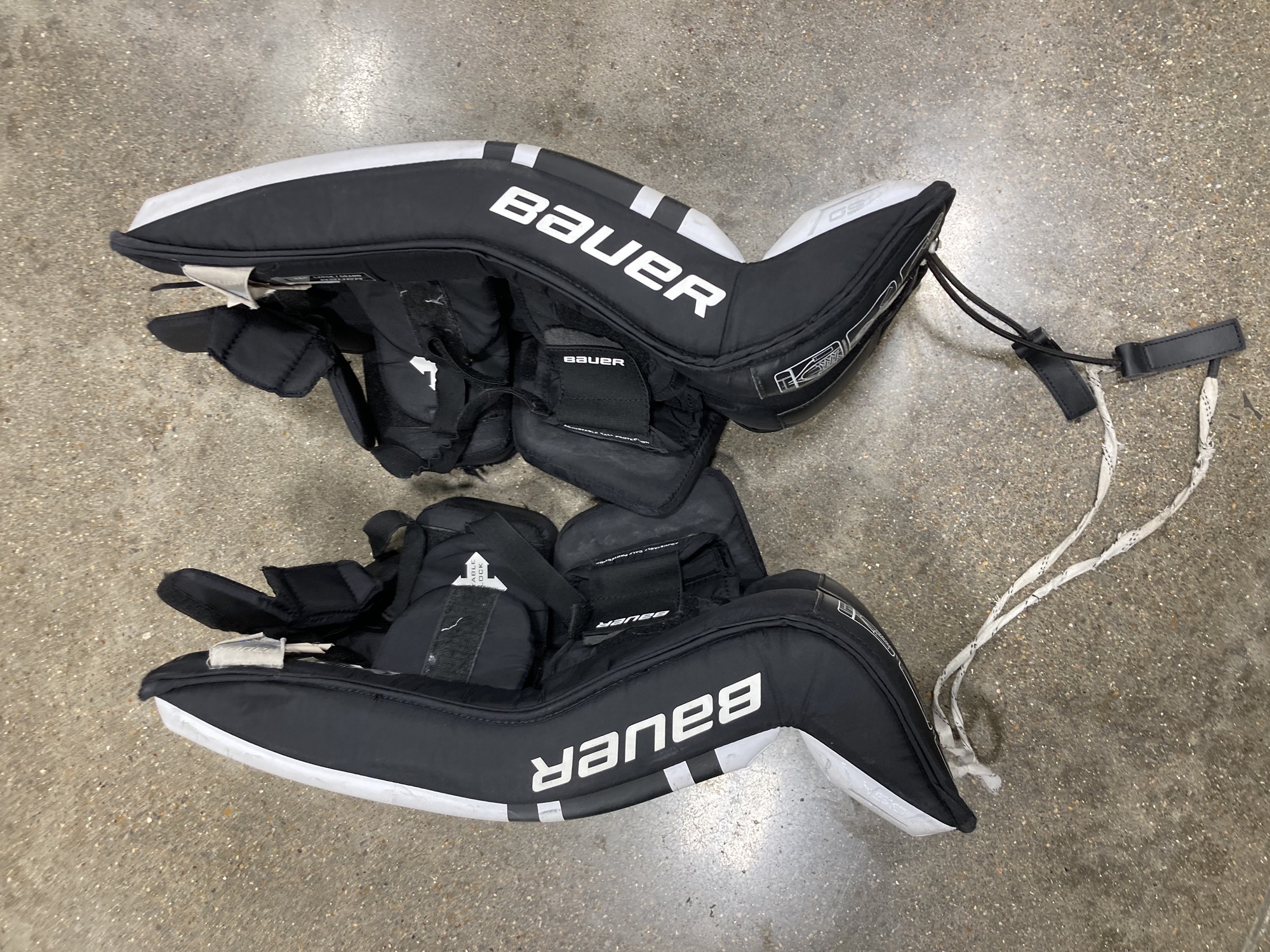 Bauer Prodigy Youth Large Goalie Leg Pads | SidelineSwap