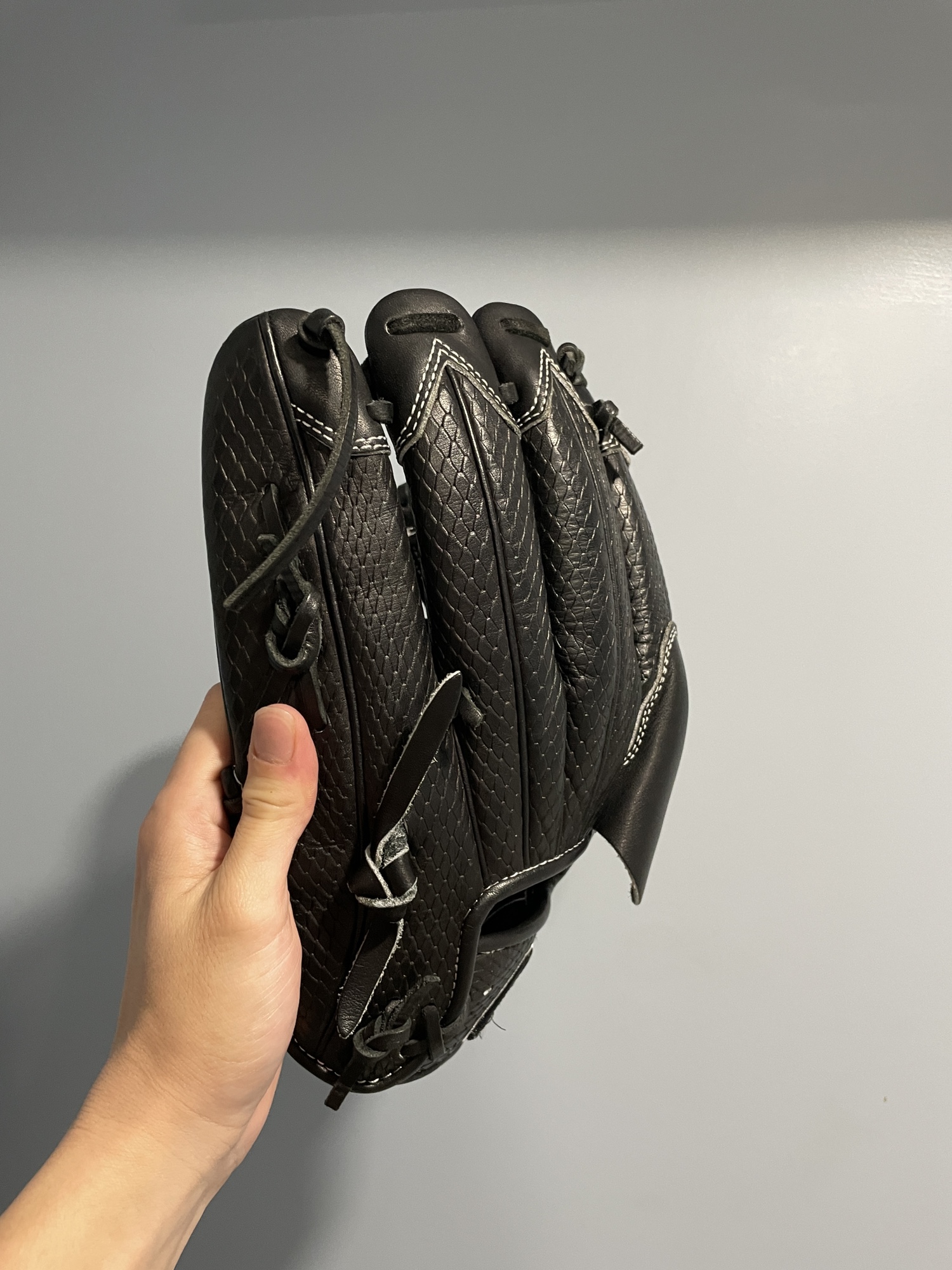 Used Snakeskin 2022 Pitcher's 12" Signature Series Baseball Glove ...