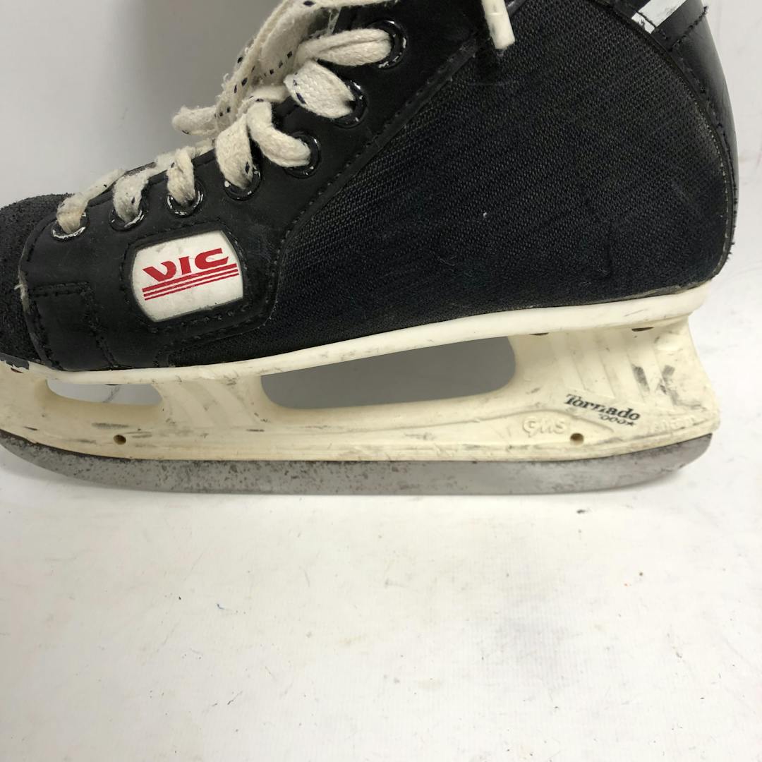 Used Usa Hockey Vic Junior 03 Ice Hockey Skates | SidelineSwap