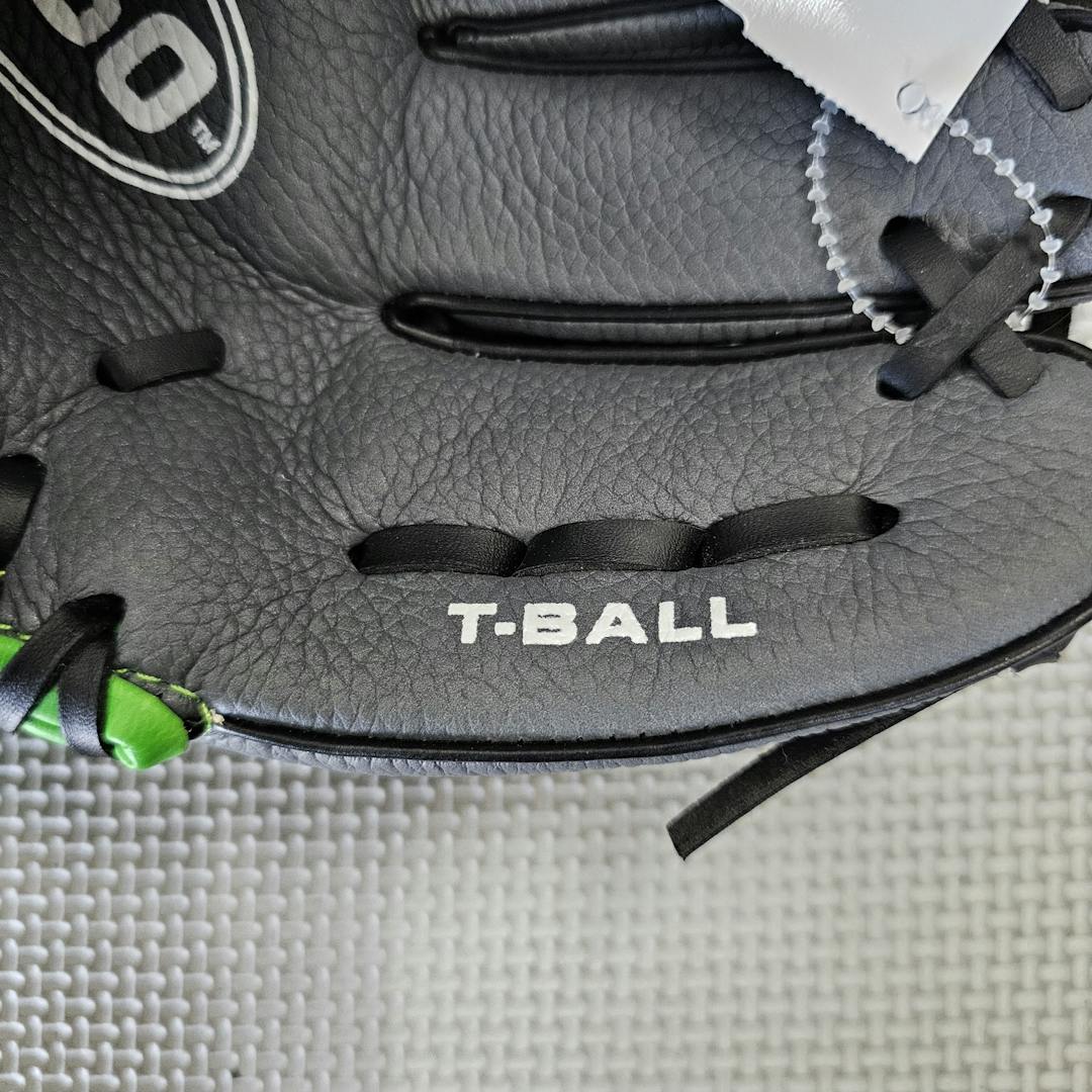 Used Wilson A150 9 1 2" Fielders Gloves | SidelineSwap