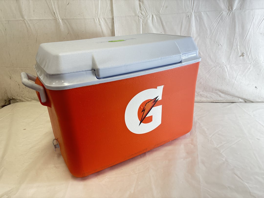 Used Rubbermaid Gatorade 48-quart Cooler - Like New | SidelineSwap