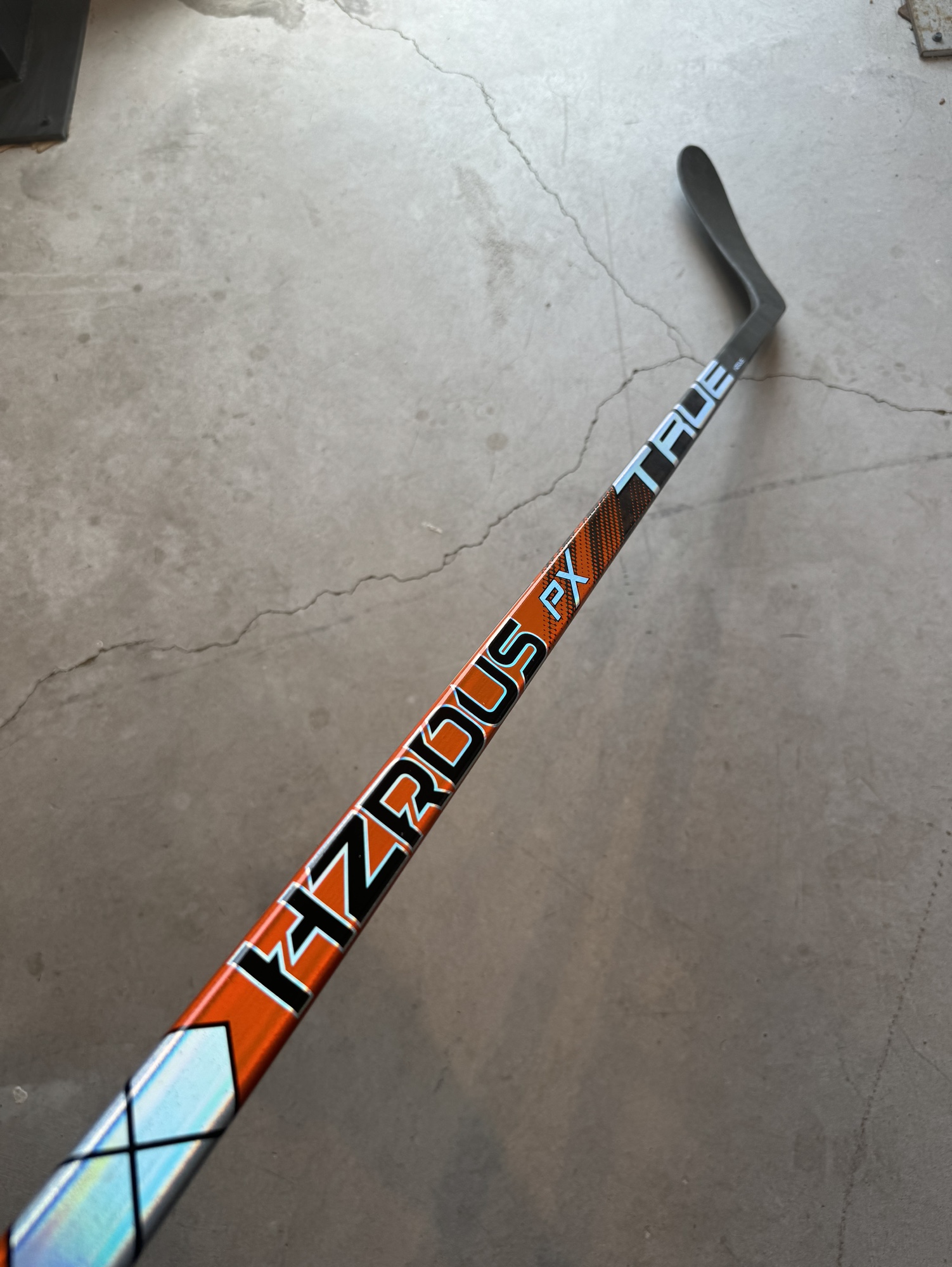 NHL CUSTOM ORANGE New Senior True Left Hand P28 Pro Stock Hzrdus PX ...
