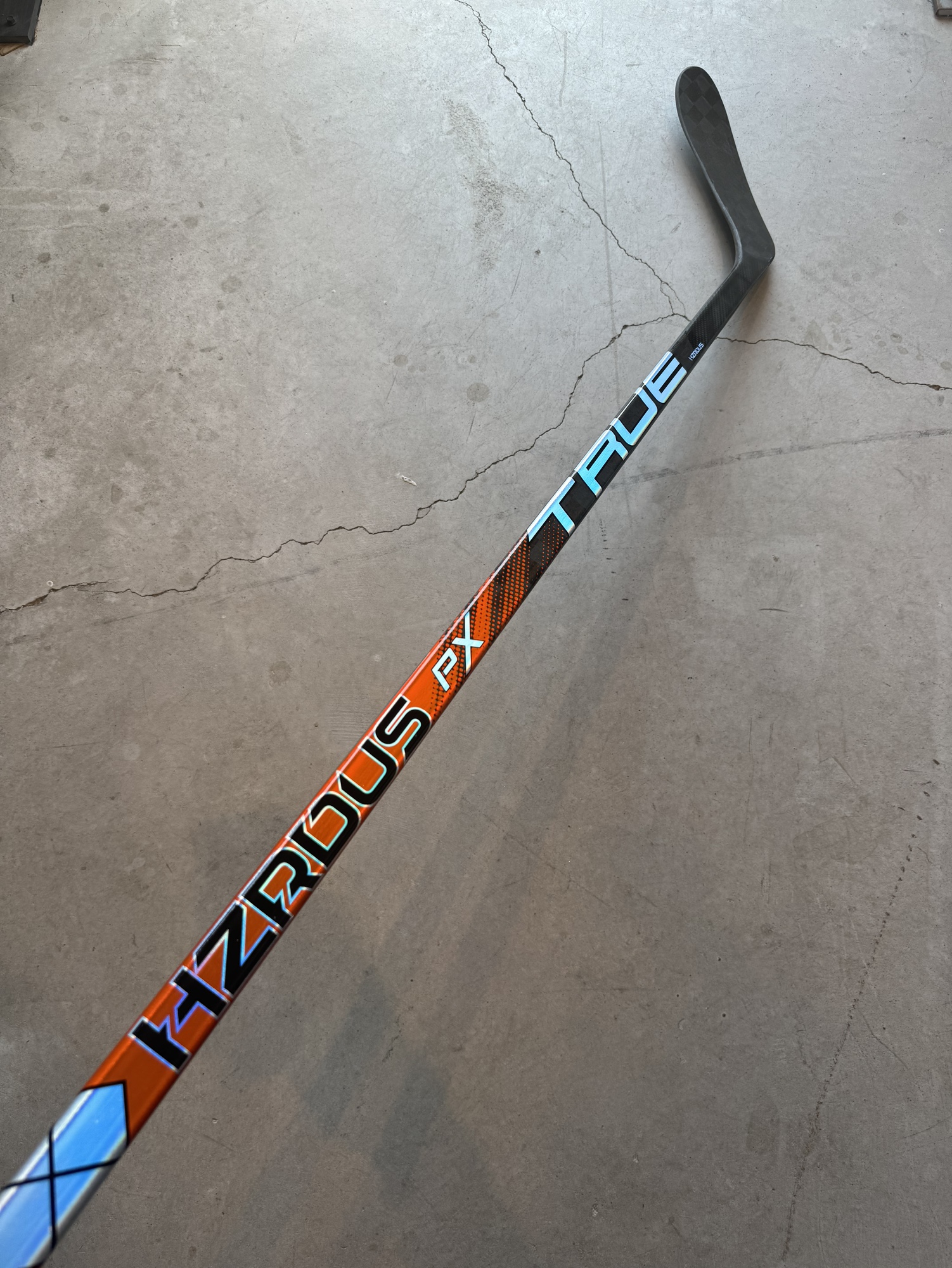 NHL LIMITED EDITION New Senior True Left Hand P28 Pro Stock Hzrdus PX ...