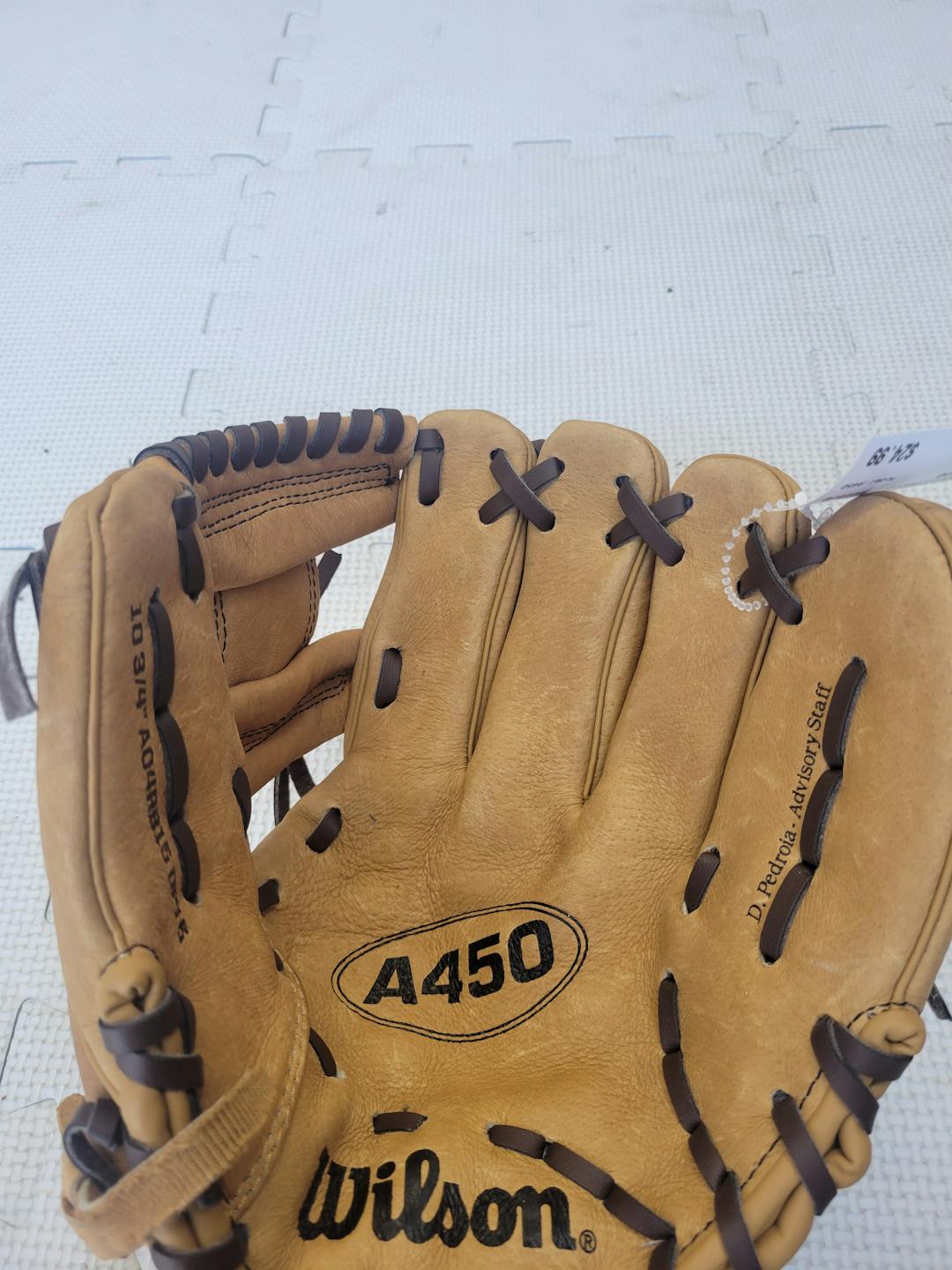 Used Wilson A450 10 3 4" Fielders Gloves | SidelineSwap