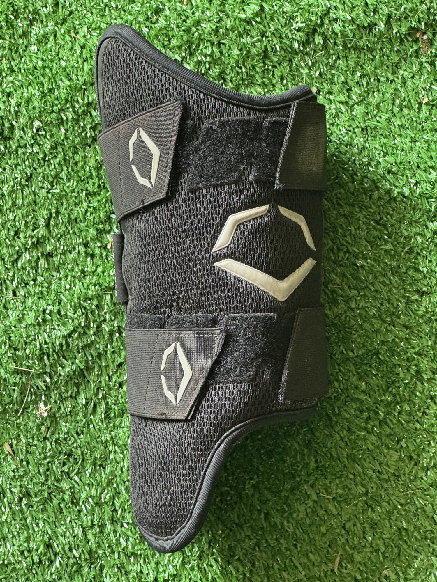 Black Used EvoShield Shin Guard | SidelineSwap